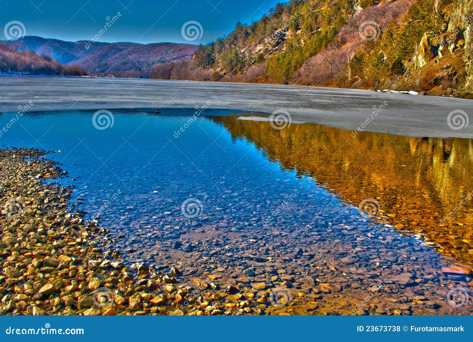 Tarnita Lake HDR stock photo. Image of green, reservation - 23673738