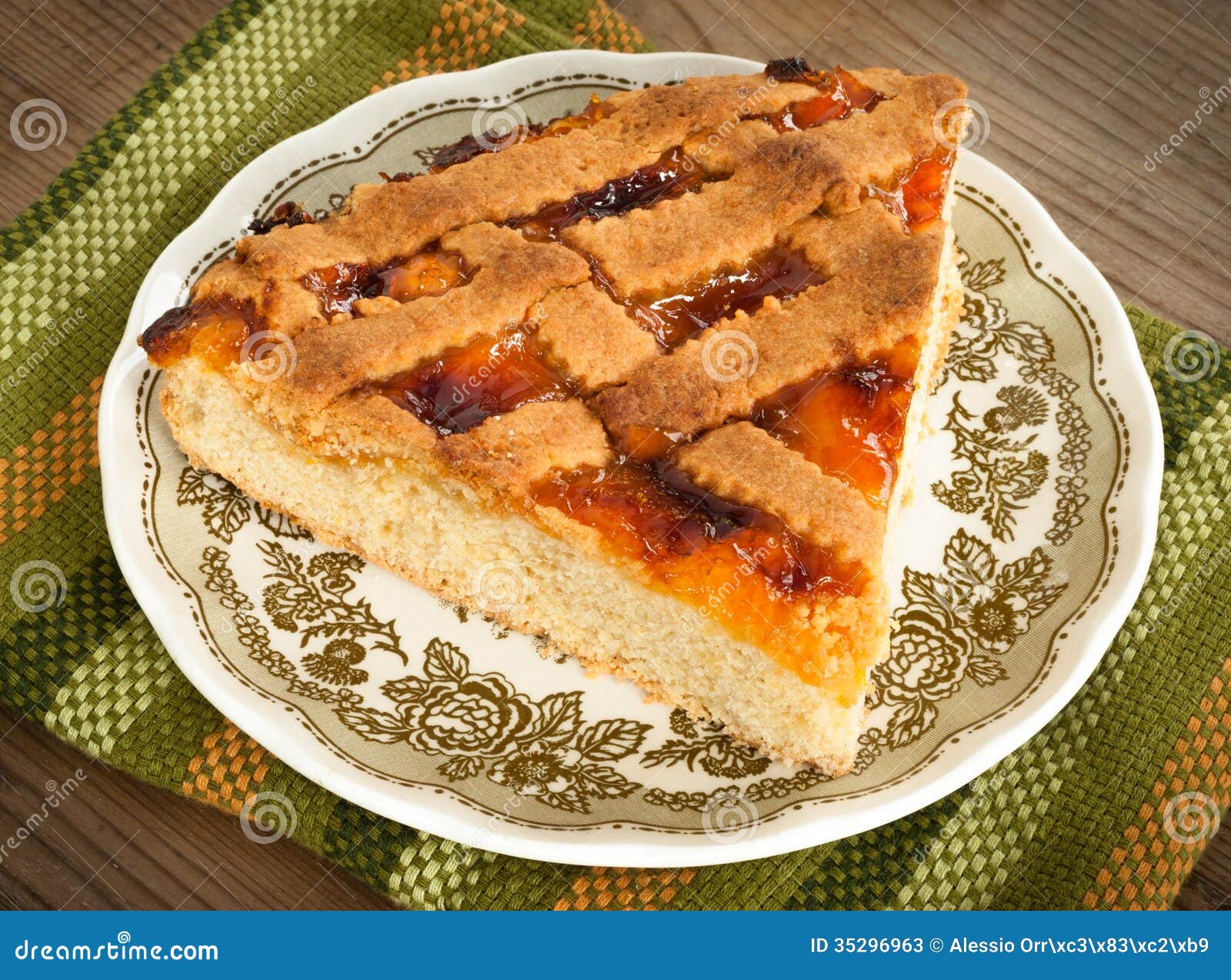 Tart with apricot jam stock image. Image of pastry, baking - 35296963