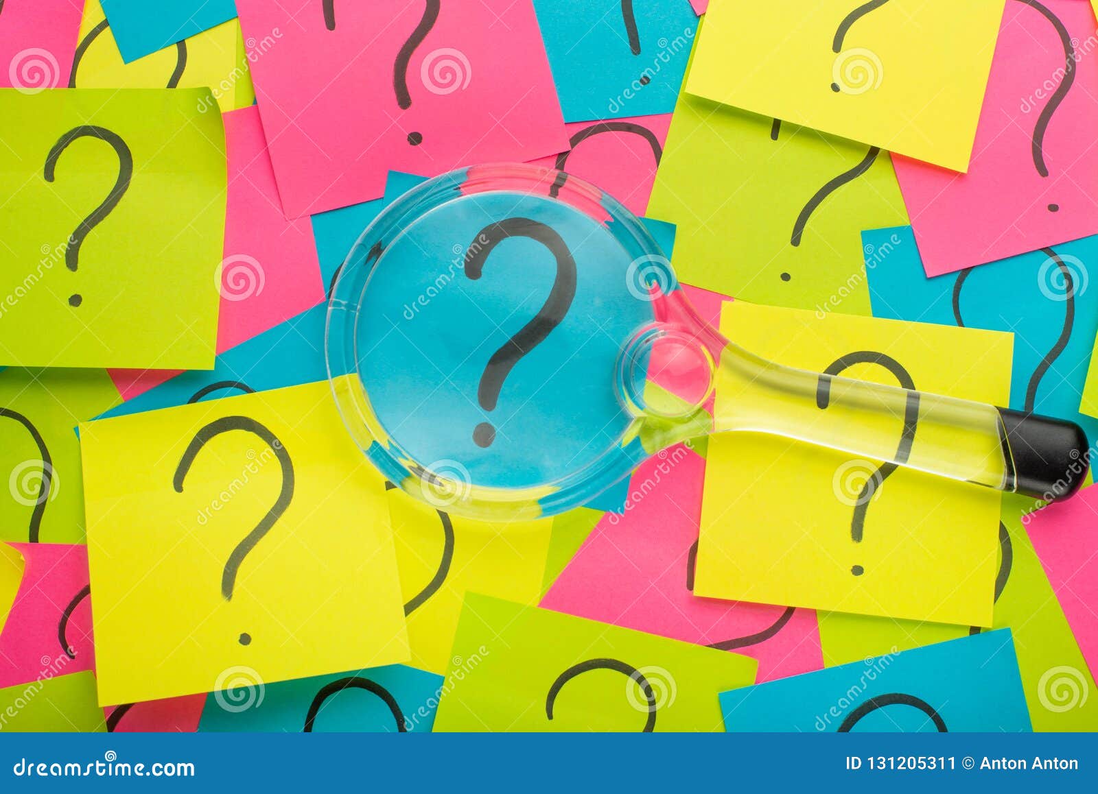 Tas De Point D'interrogation Sur Le Concept De Table Pour La Confusion ...