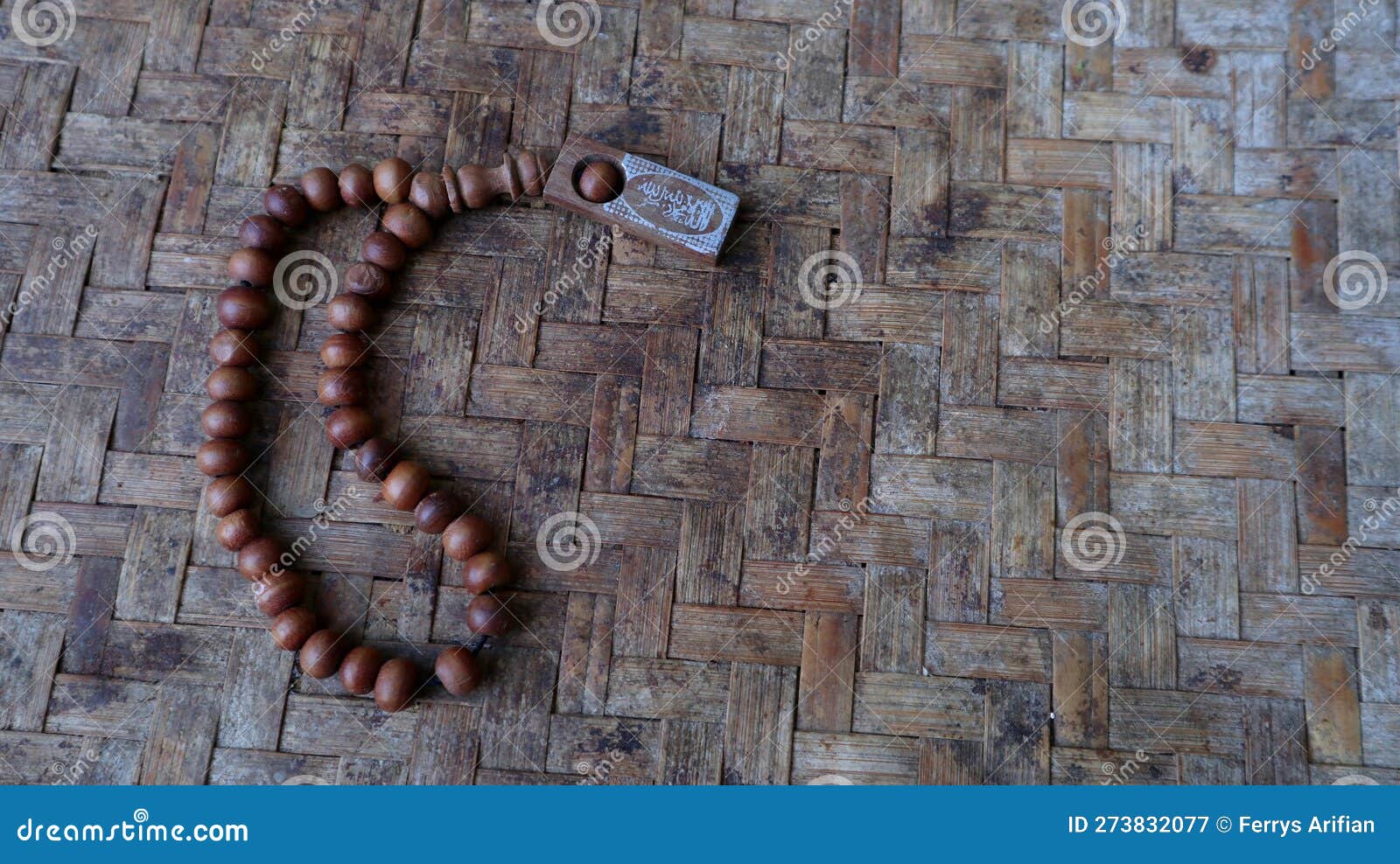 Tasbih Tool for Remembrance of Muslims Stock Image - Image of mosque ...