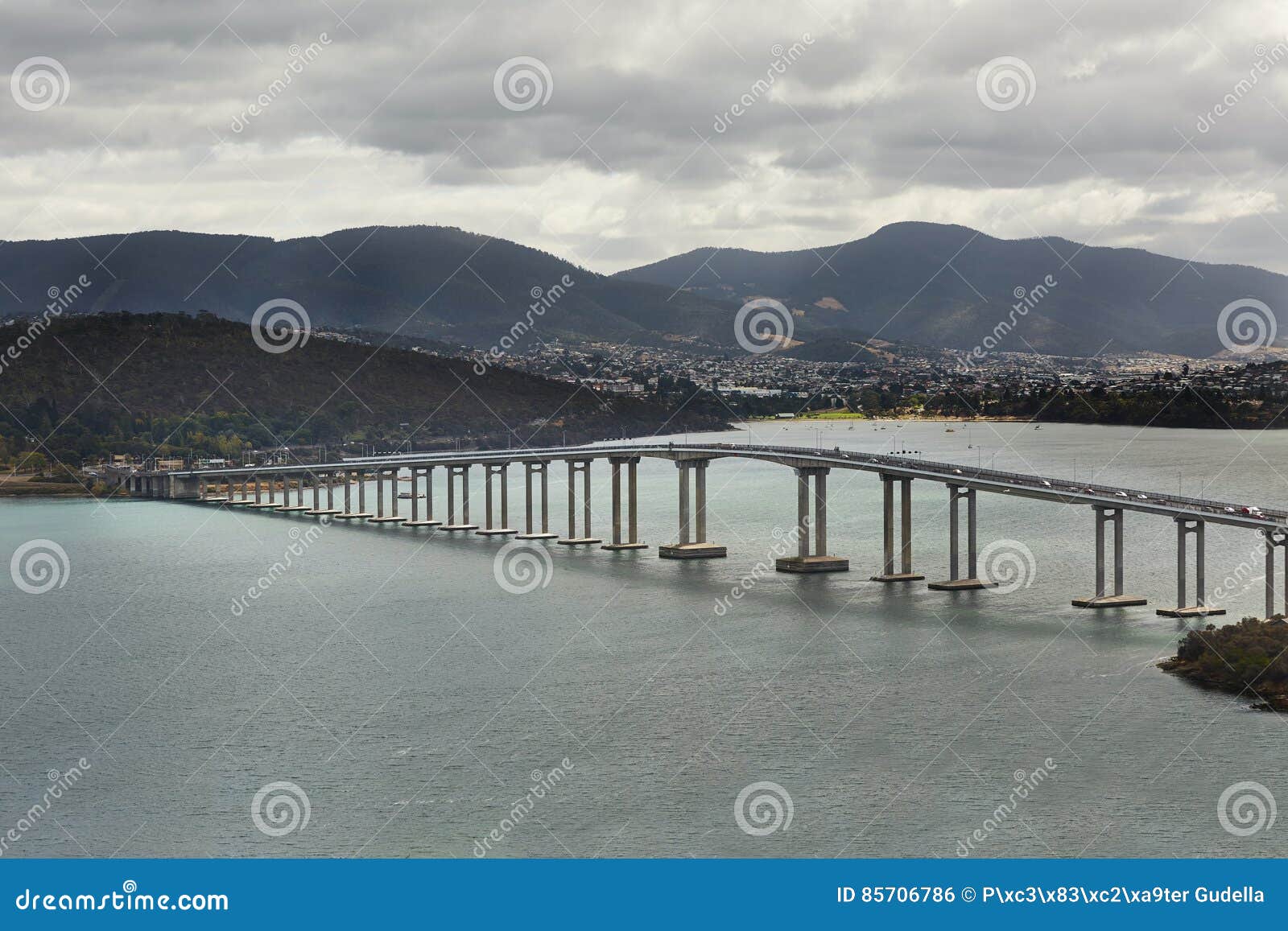 Tasman Bridge at night stock photo. Image of australia - 85706786