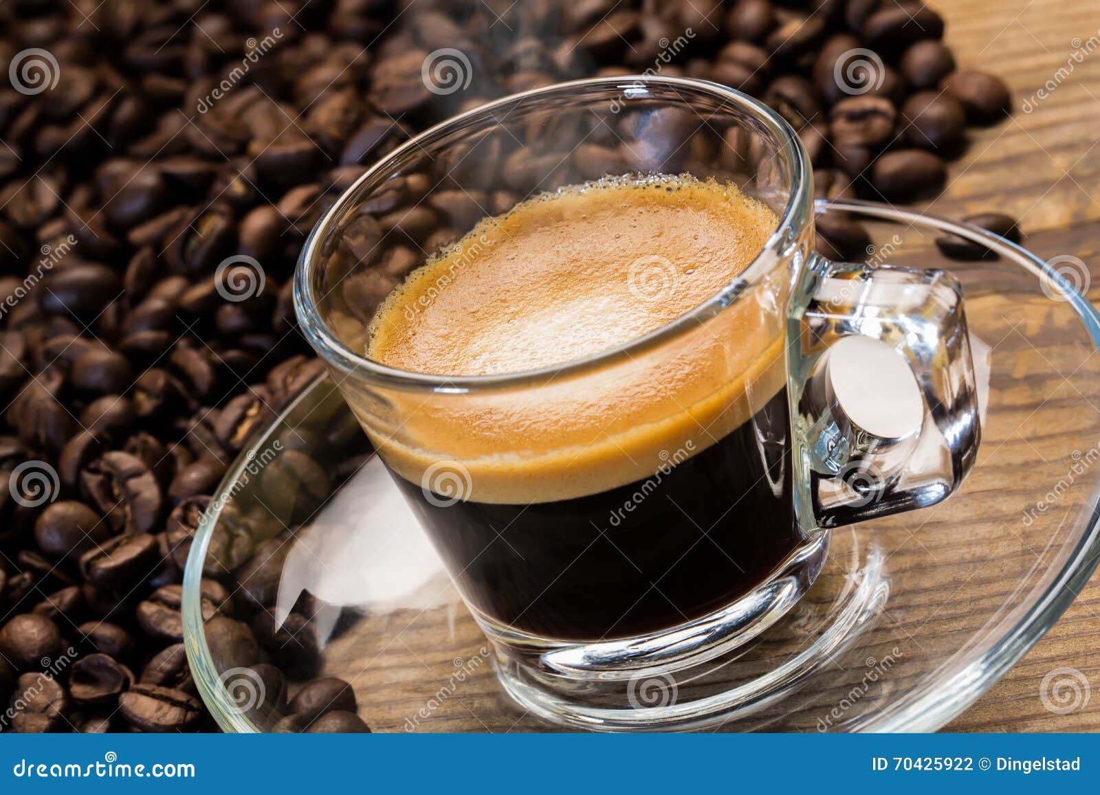 Tasse Kaffee stockfoto. Bild von dunkel, rustikal, tabelle - 70425922