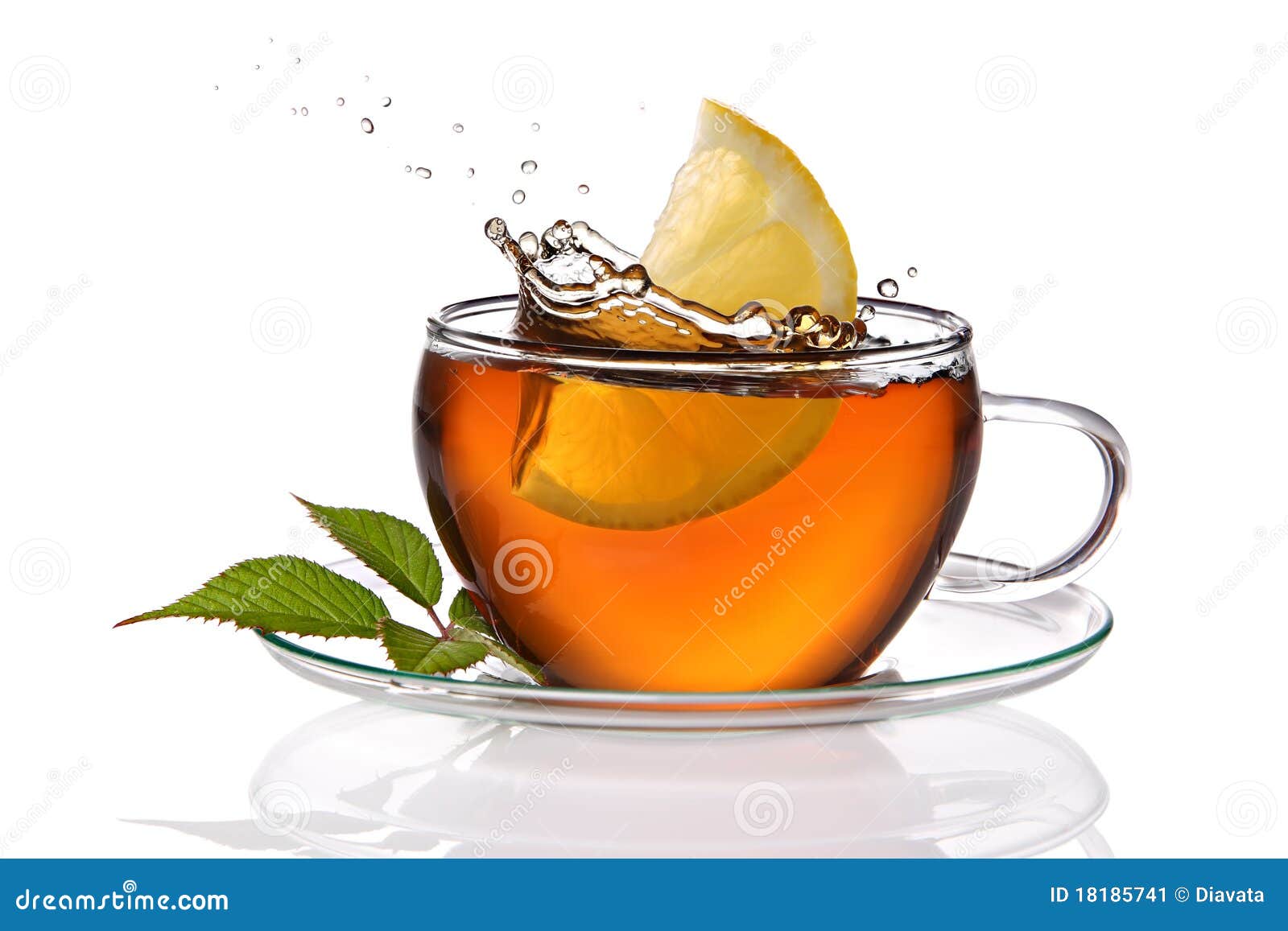 Tasse Tee Mit Zitrone Und Spritzen Stockbild - Bild von bild, foto ...