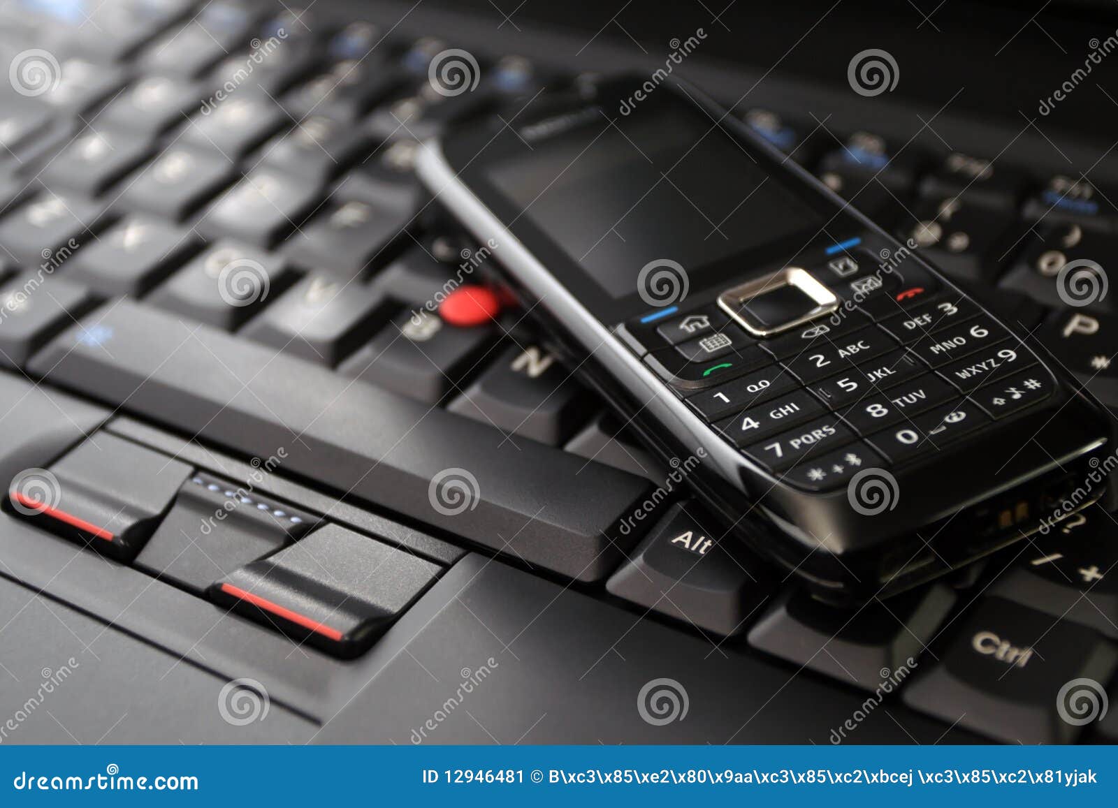 Tastiera Del Computer Portatile E Del Telefono Mobile Immagine Stock ...
