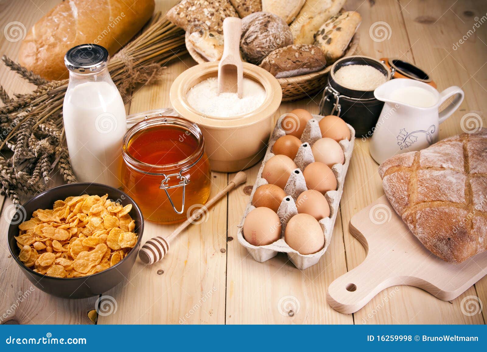 Tasty breakfast stock photo. Image of bowl, brown, delicious - 16259998