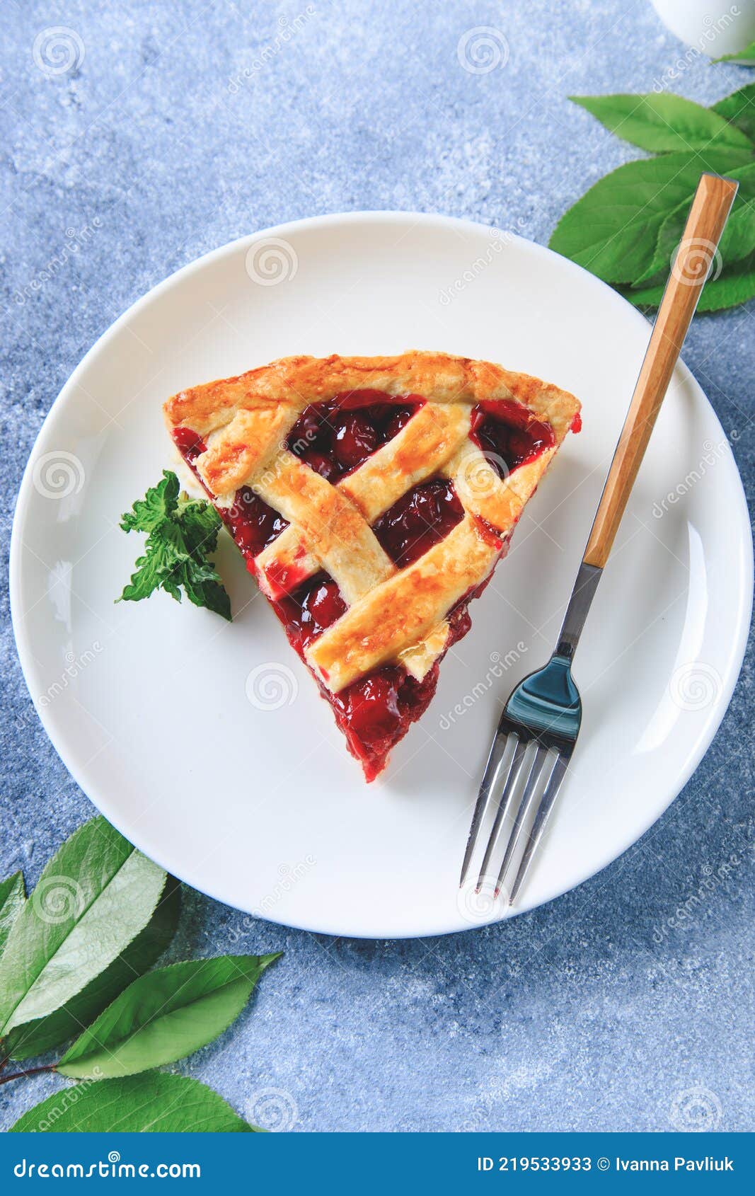 Tasty Homemade American Cherry Pie Delicious Homemade Cherry Pie With
