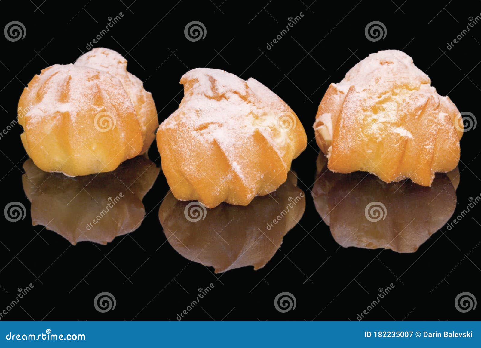 154 Mini Profiteroles Stock Photos - Free & Royalty-Free Stock Photos ...