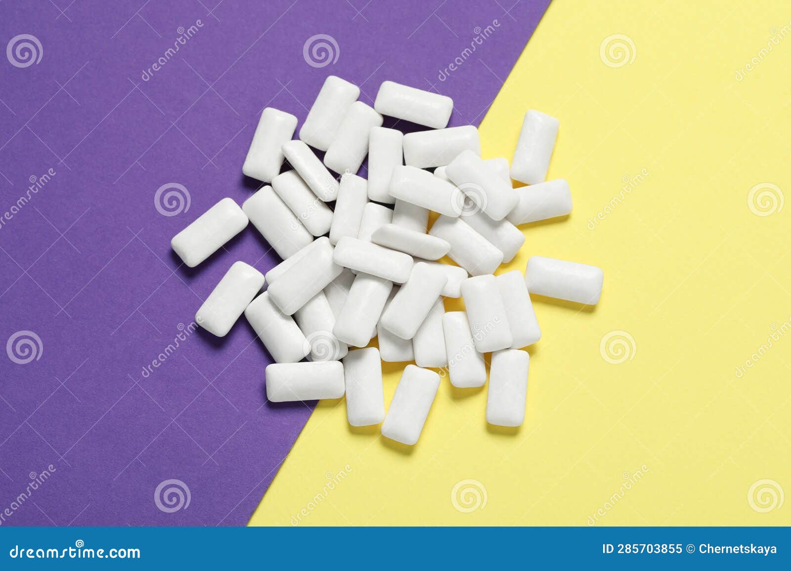 Tasty White Chewing Gums on Color Background, Top View Stock Image ...