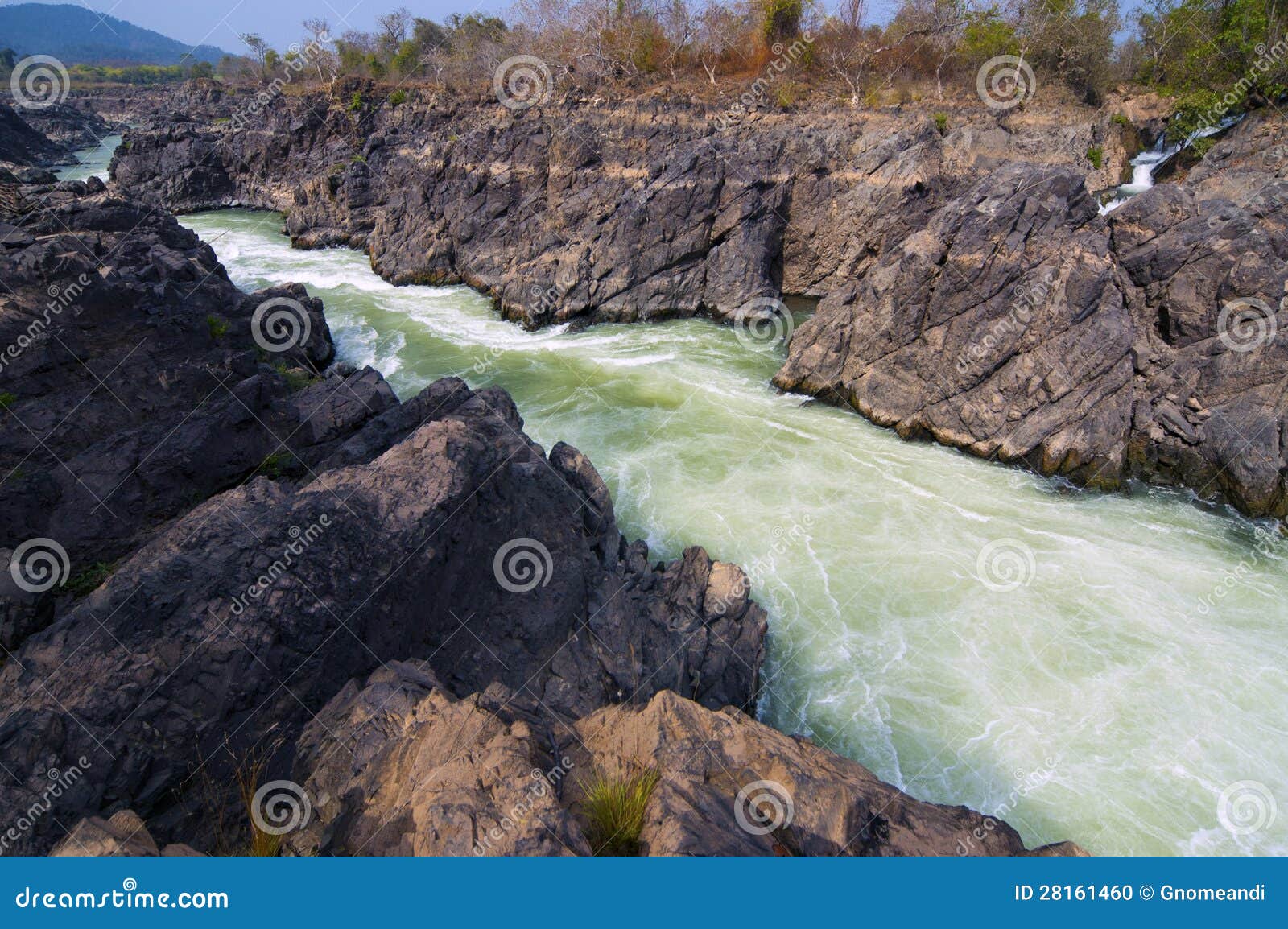 Tat Somphamit (Li Phi Falls) Stock Photo - Image of tree, splash: 28161460