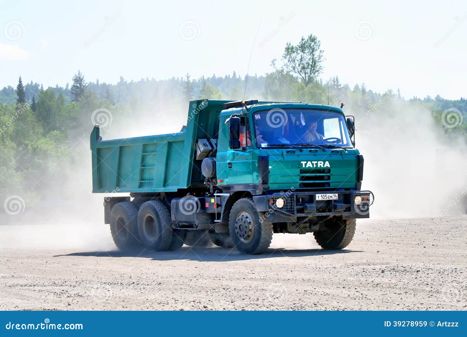 Tatra T815 imagem de stock editorial. Imagem de areia - 39278959