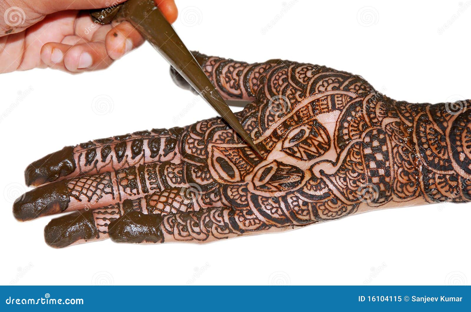 Tattoo on bridal hand stock image. Image of tradition - 16104115