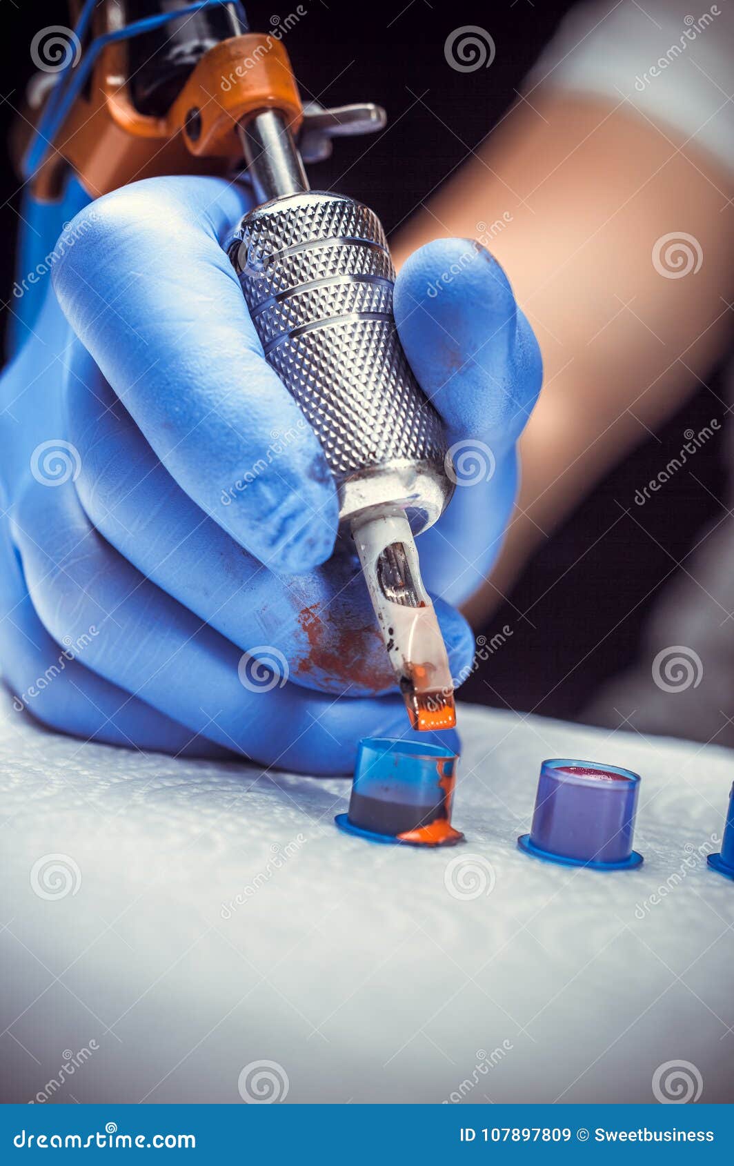 Tattooer`s Hand and a Tattoo Machine. Stock Image - Image of style ...