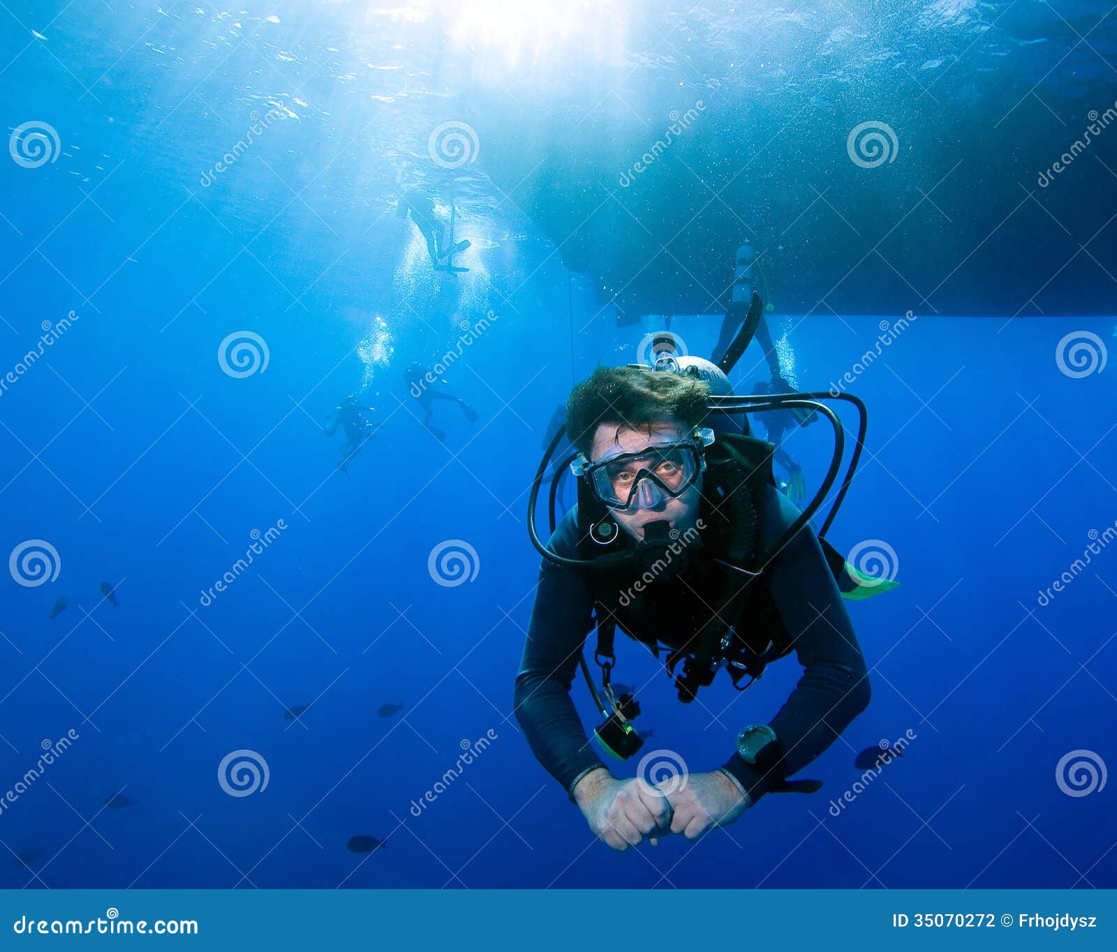 Taucher stockfoto. Bild von exotisch, unterwasseratemgerät - 35070272