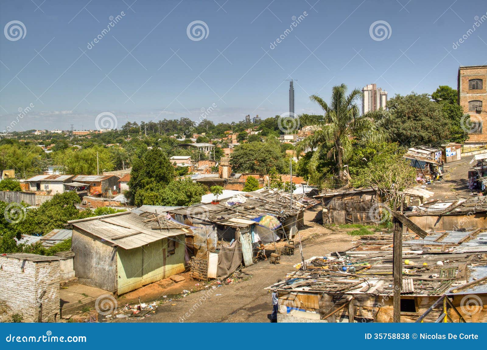 Taudis photo stock. Image of cityscape, architecture - 35758838
