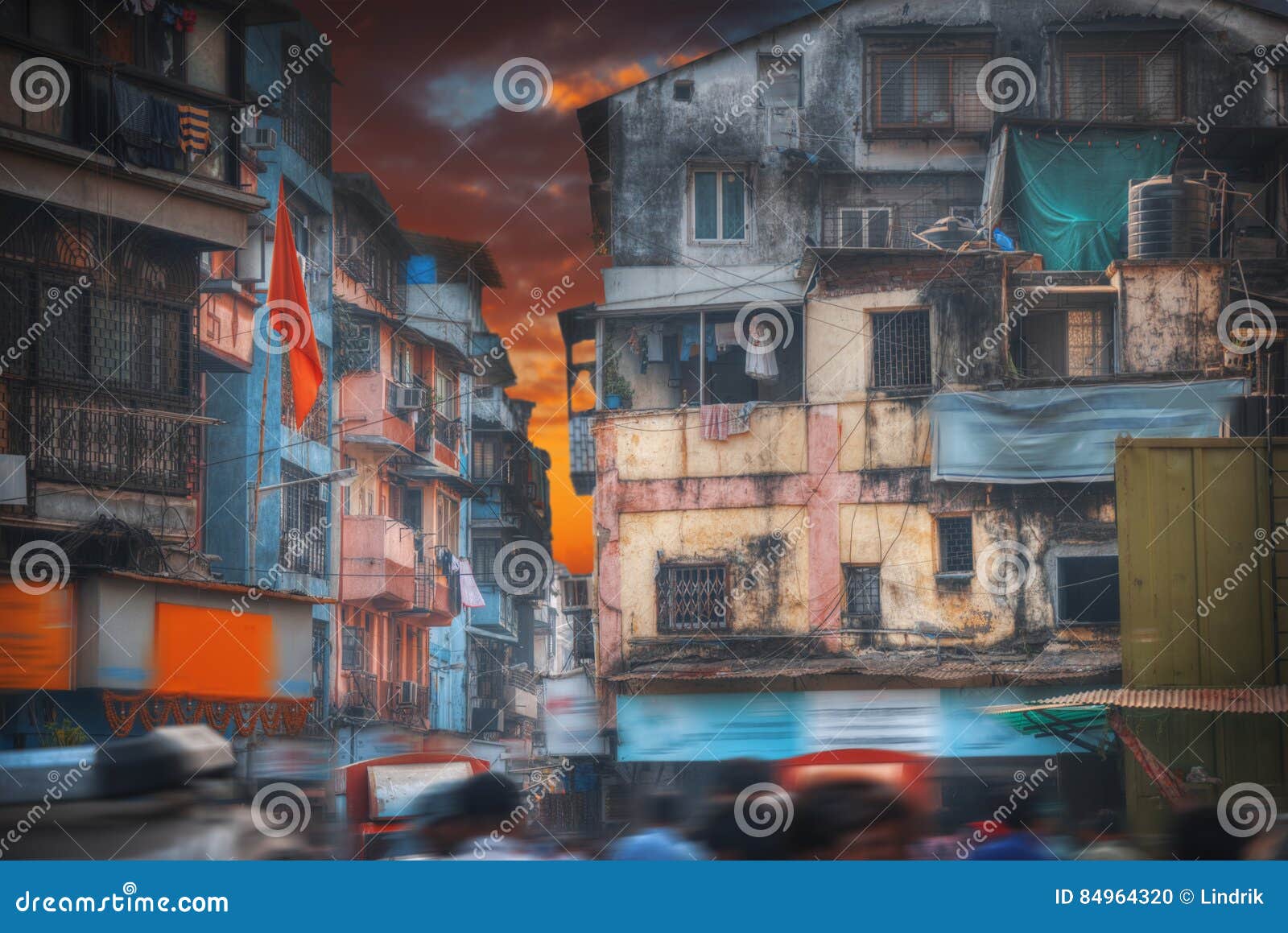 Taudis photo stock. Image du résidentiel, taudis, pauvreté - 84964320