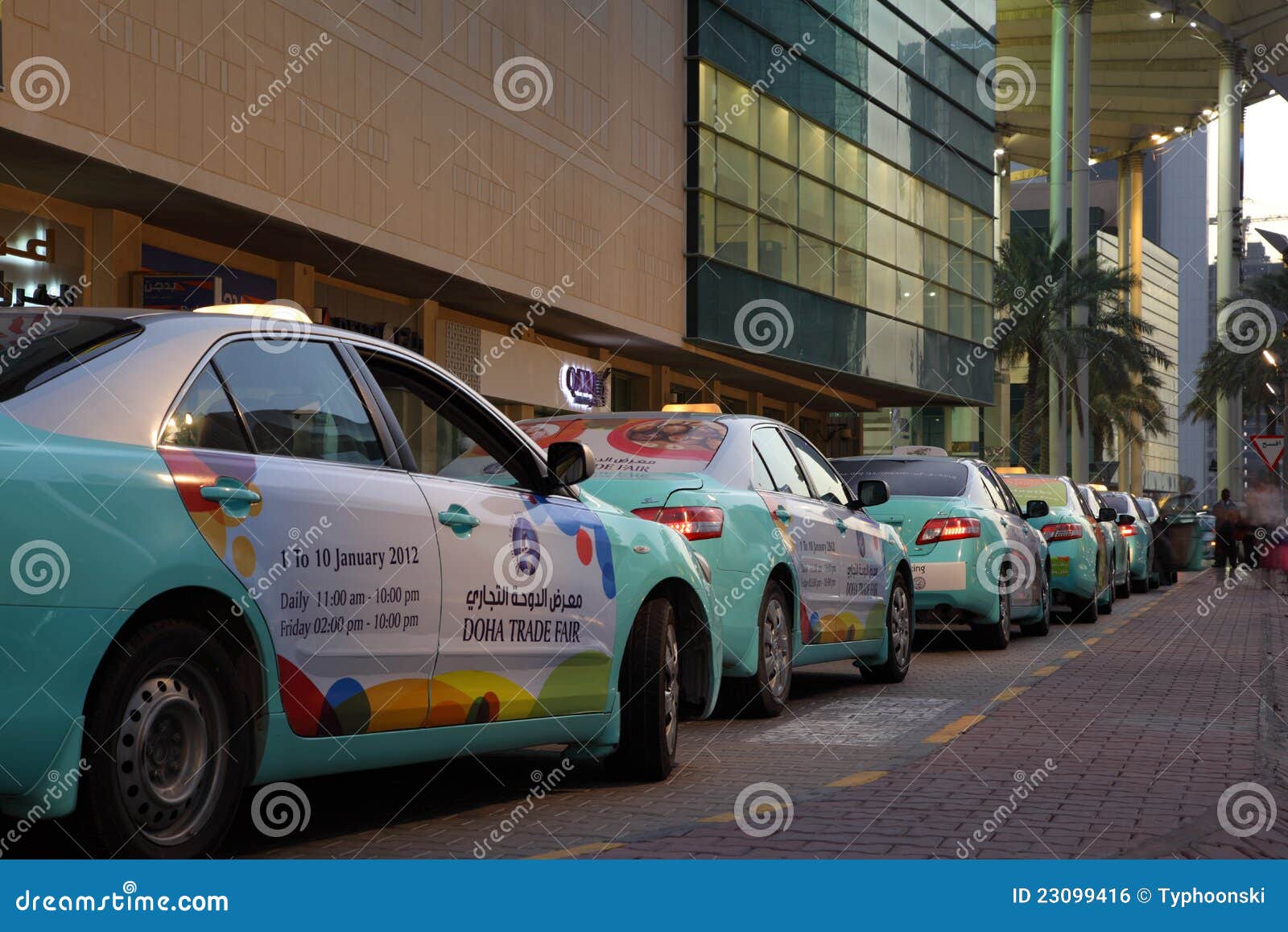 Taxis in Doha, Qatar editorial photo. Image of city, travel - 23099416