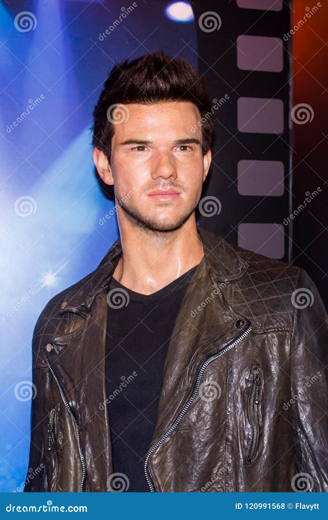 Taylor Lautner , Wax Figure Editorial Stock Photo - Image of portrait ... Taylor Lautner , Wax Figure Editorial Stock Photo - Image of portrait ...