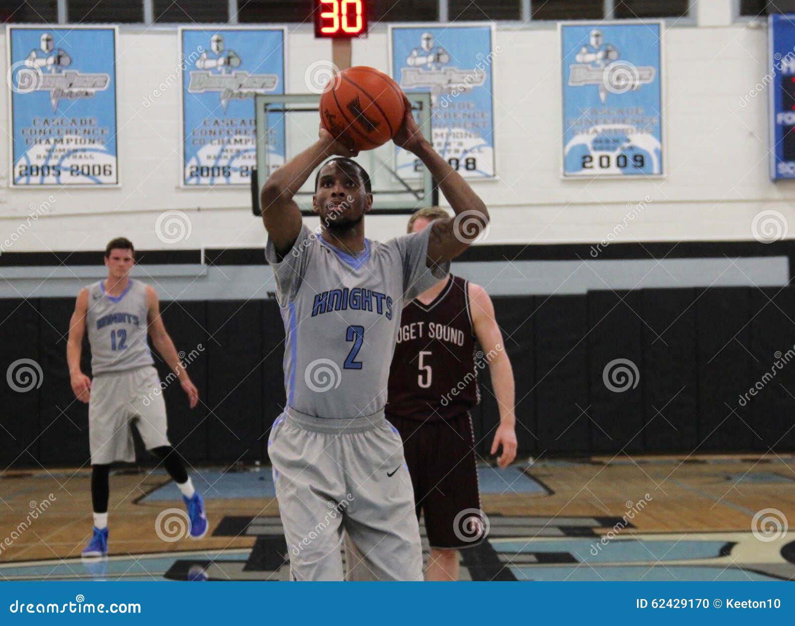 Taylor Young redactionele afbeelding. Image of perenwijn - 62429170