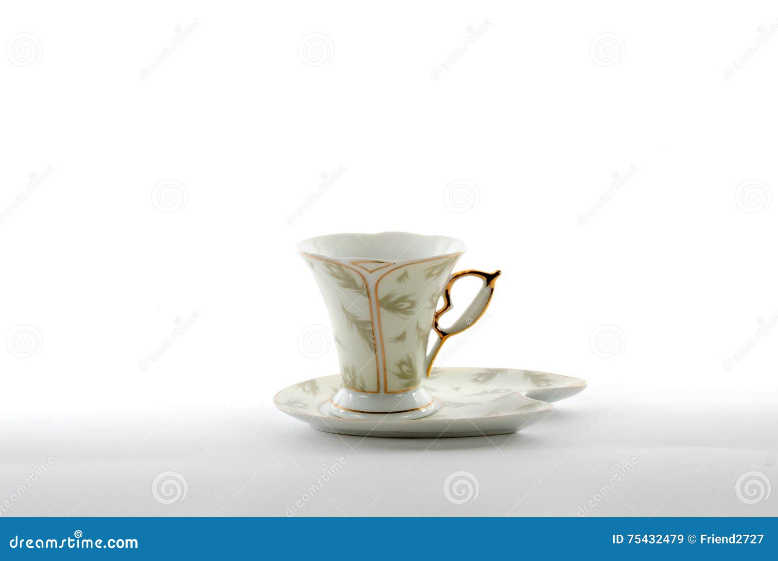 Tazza immagine stock. Immagine di isolato, oggetti, bianco - 75432479