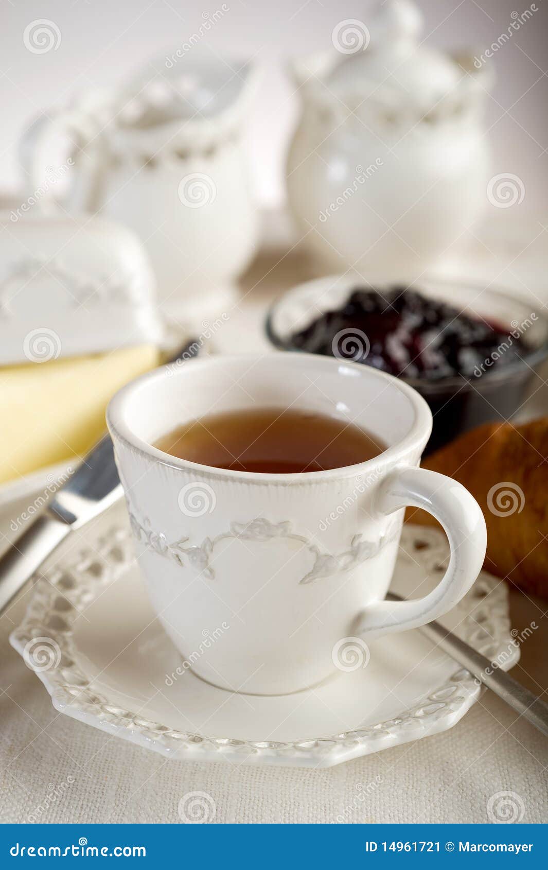 Tazza con tè inglese immagine stock. Immagine di erbe - 14961721