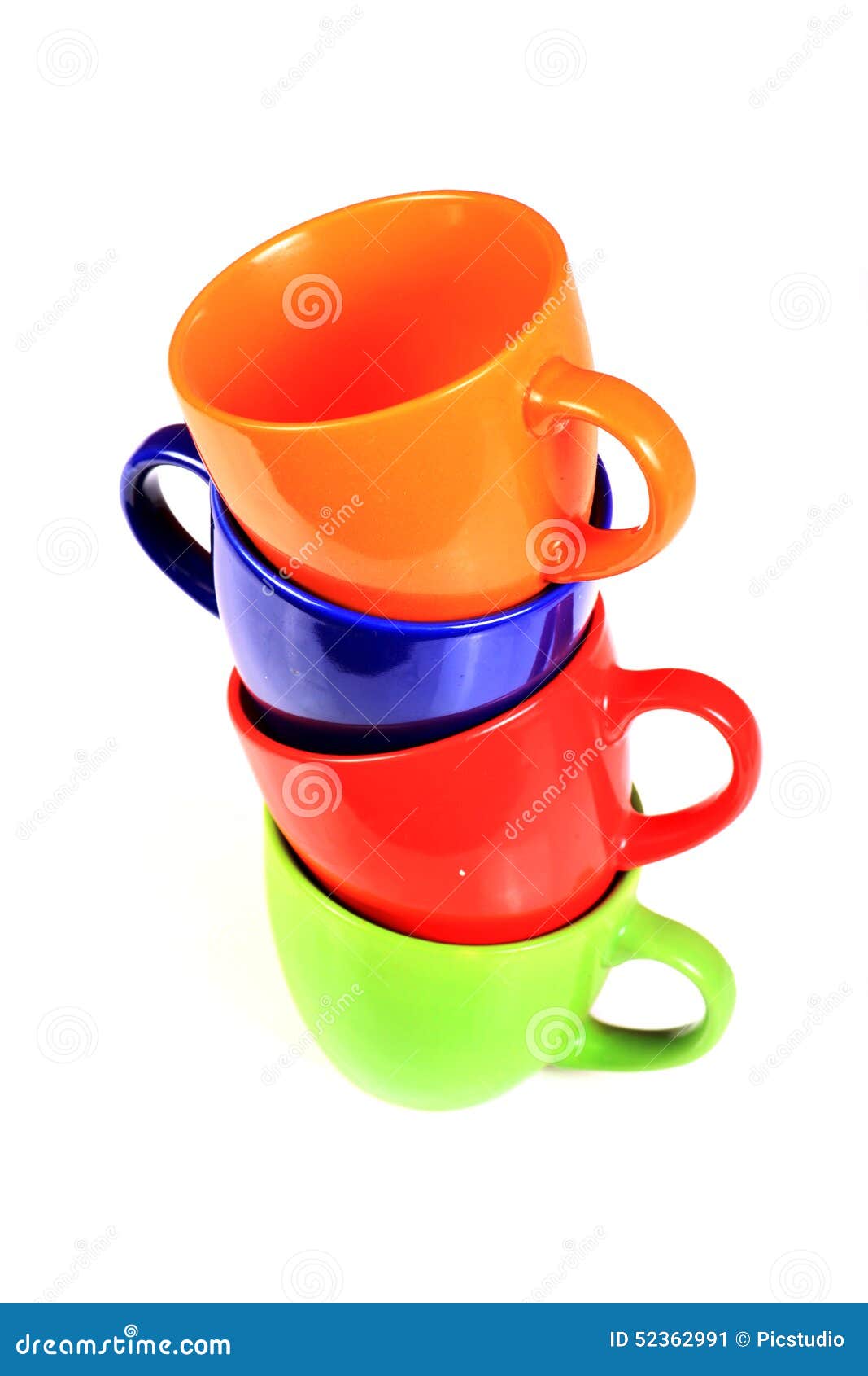 Tazze colorate immagine stock. Immagine di bello, posate - 52362991