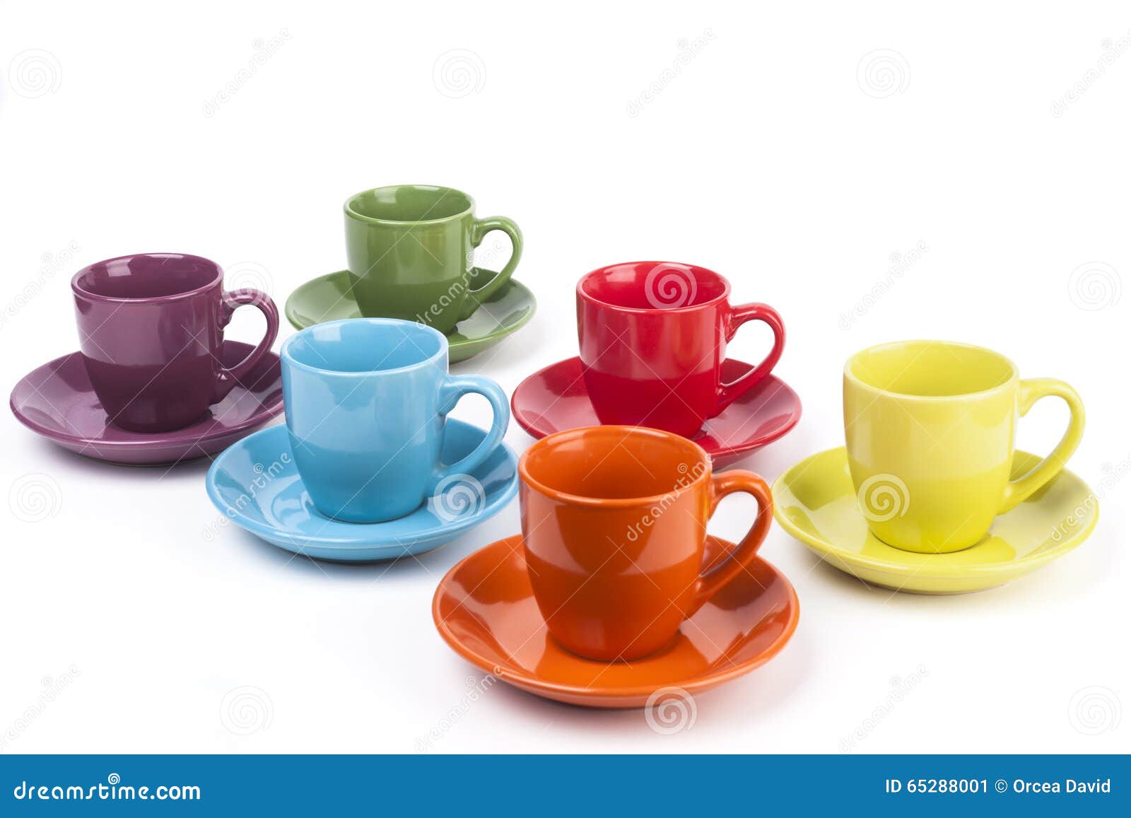 Tazze da caffè colorate immagine stock. Immagine di colorato - 65288001