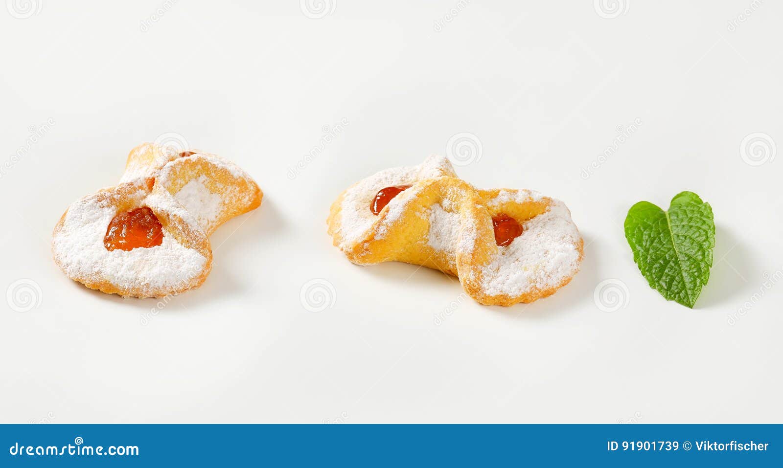 Tea cakes with jam filling stock image. Image of apricot - 91901739