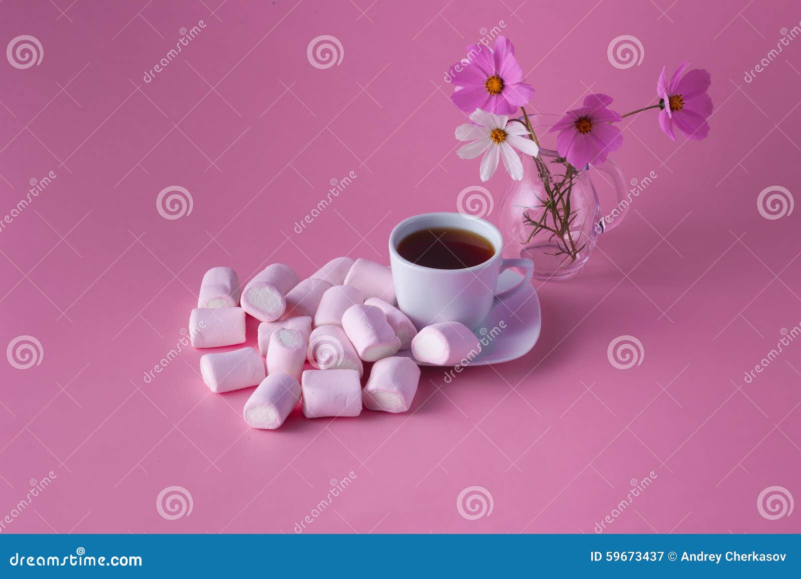 Tea cup with marshmallow stock image. Image of background - 59673437