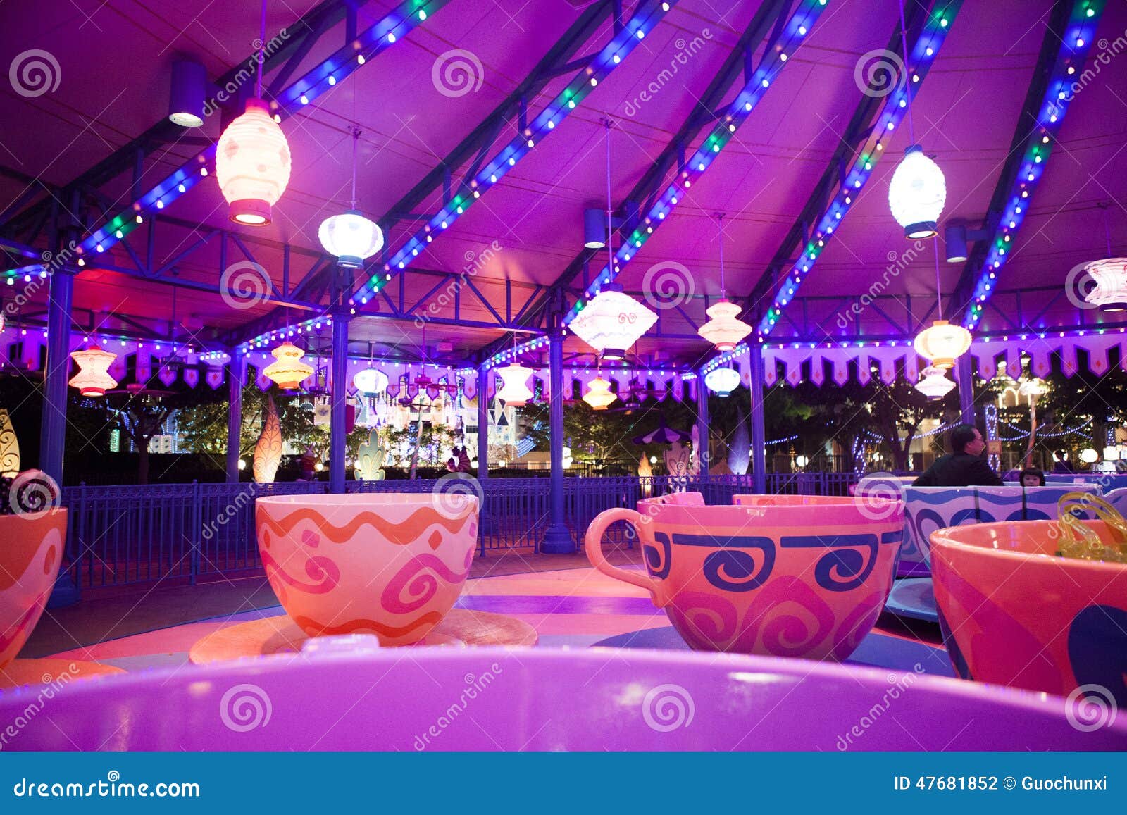 Tea Cup Ride editorial photography. Image of equipment - 47681852