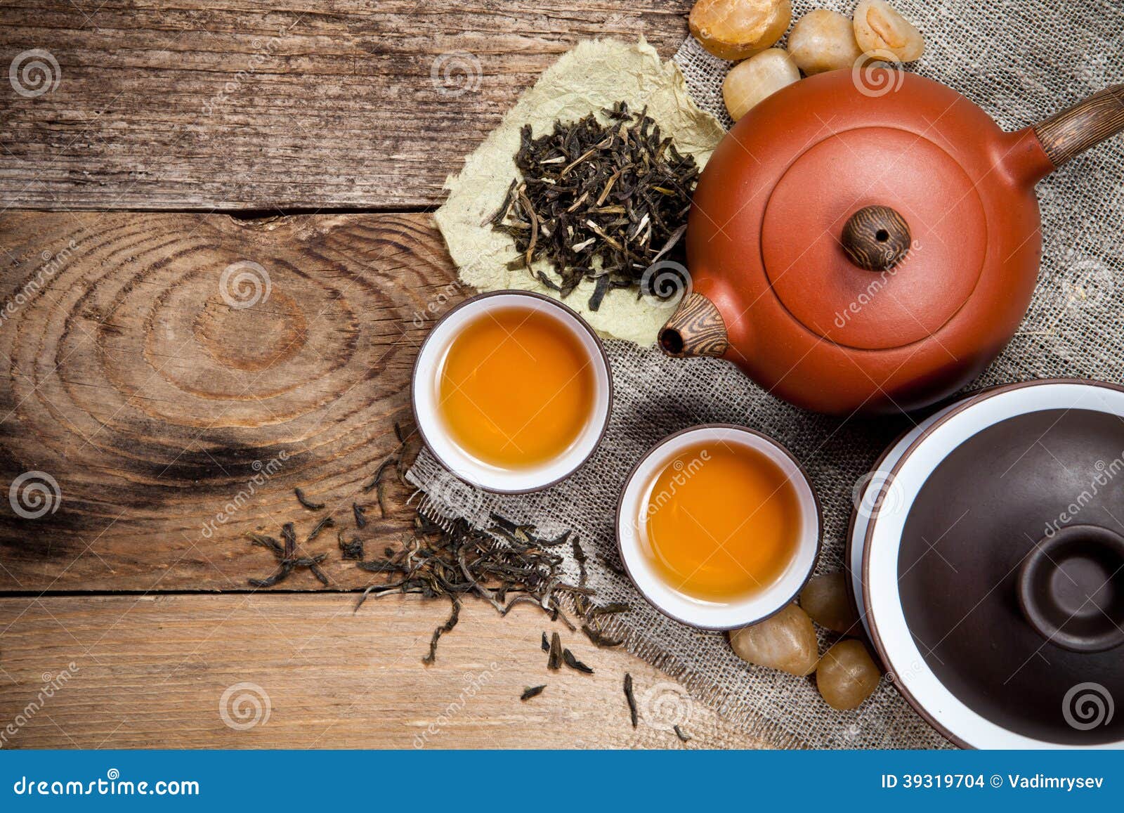 Tea Cups with Teapot on Table Stock Photo - Image of fabric, grey: 39319704