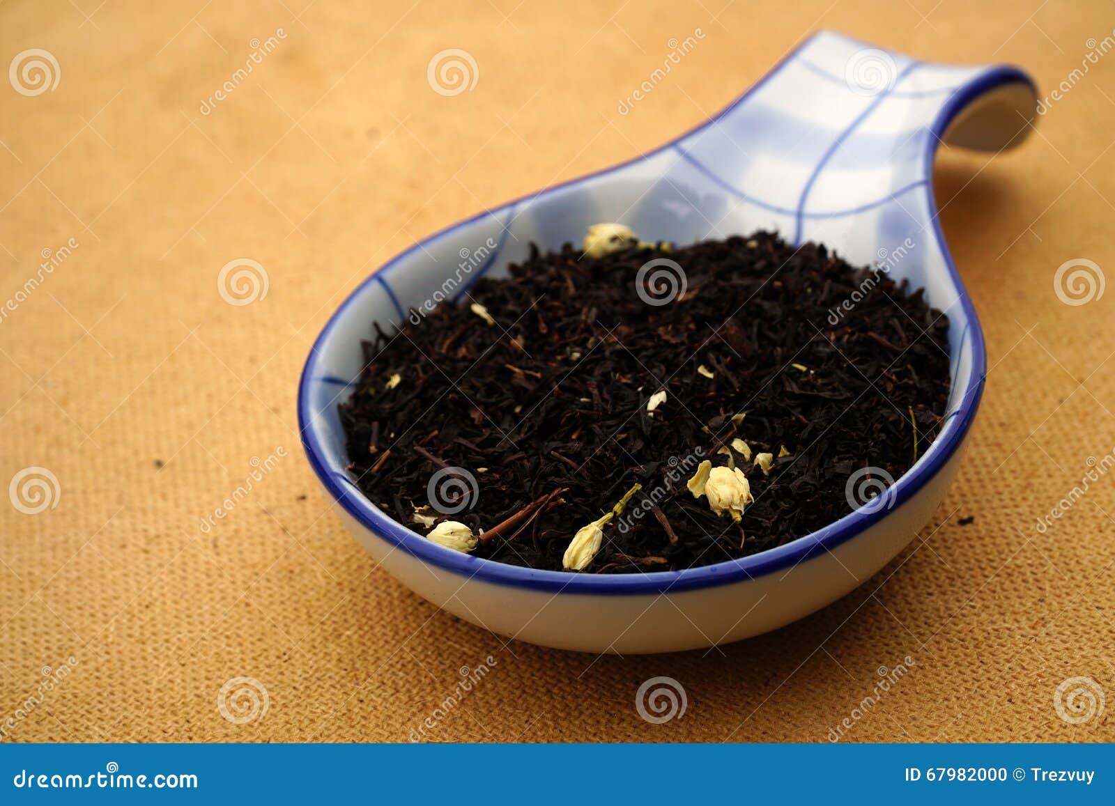 Tea granules with a spoon stock photo. Image of granule - 67982000