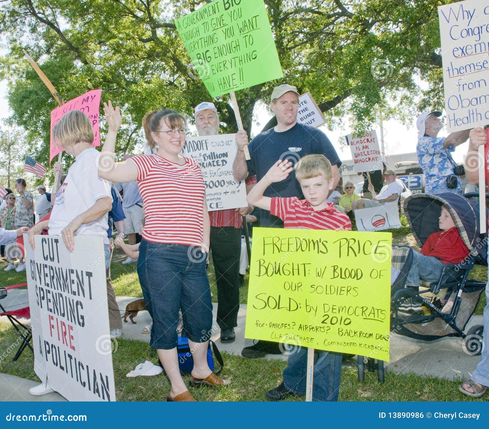 Tea Party Protesters editorial photo. Image of unrest - 13890986