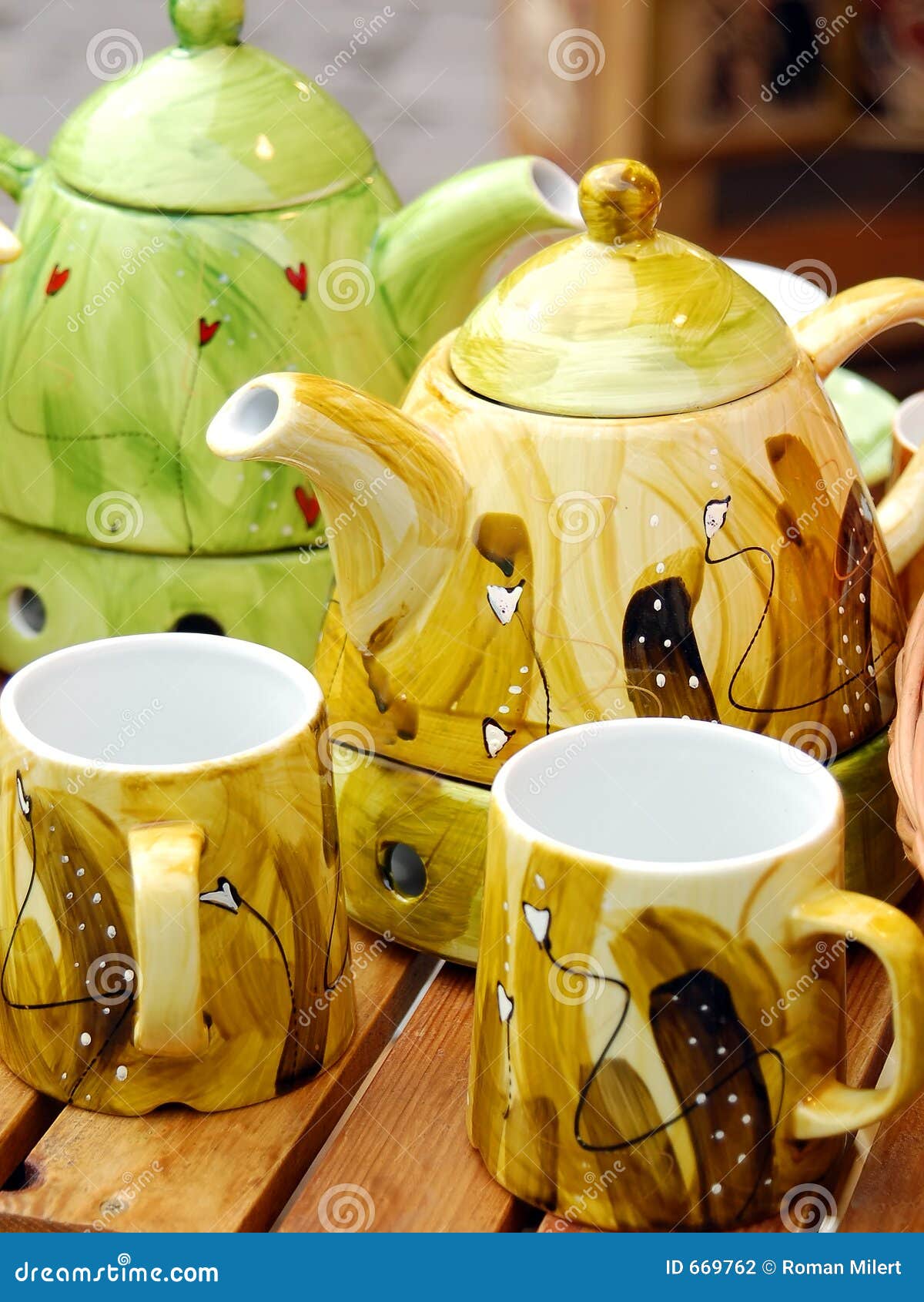 Tea pots and mugs stock photo. Image of artistic, fragile - 669762