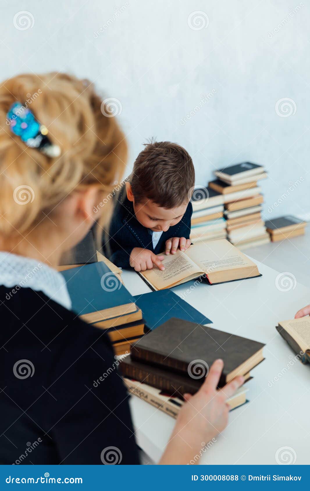 Teacher Teaching Children in School Classroom Stock Photo - Image of ...