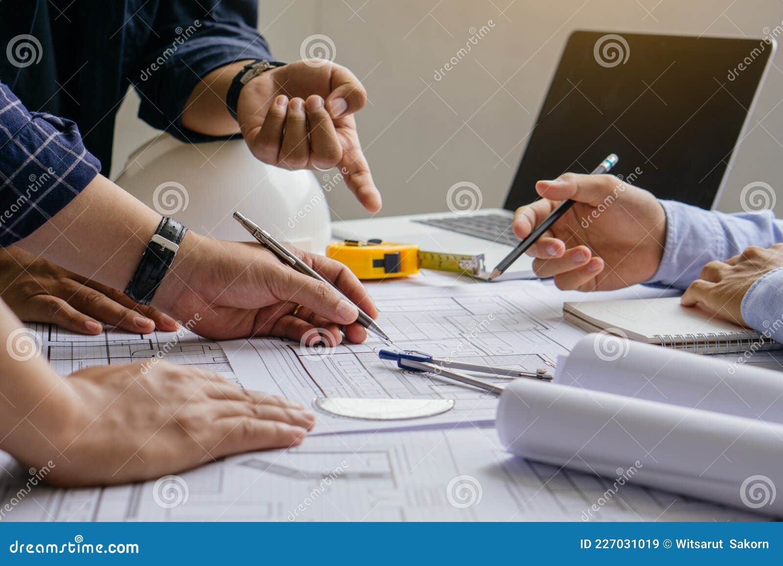 Team of Architects and Engineer Planning Design Draw Teamwork Concept ...