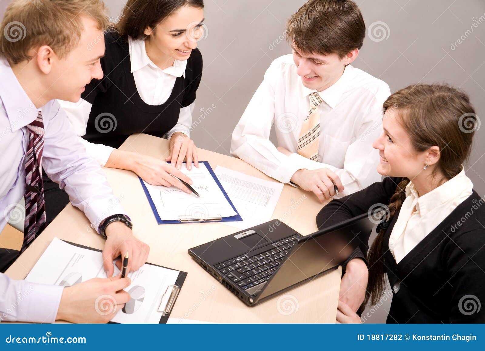 Team der Leute stockfoto. Bild von feder, dokument, mann - 18817282