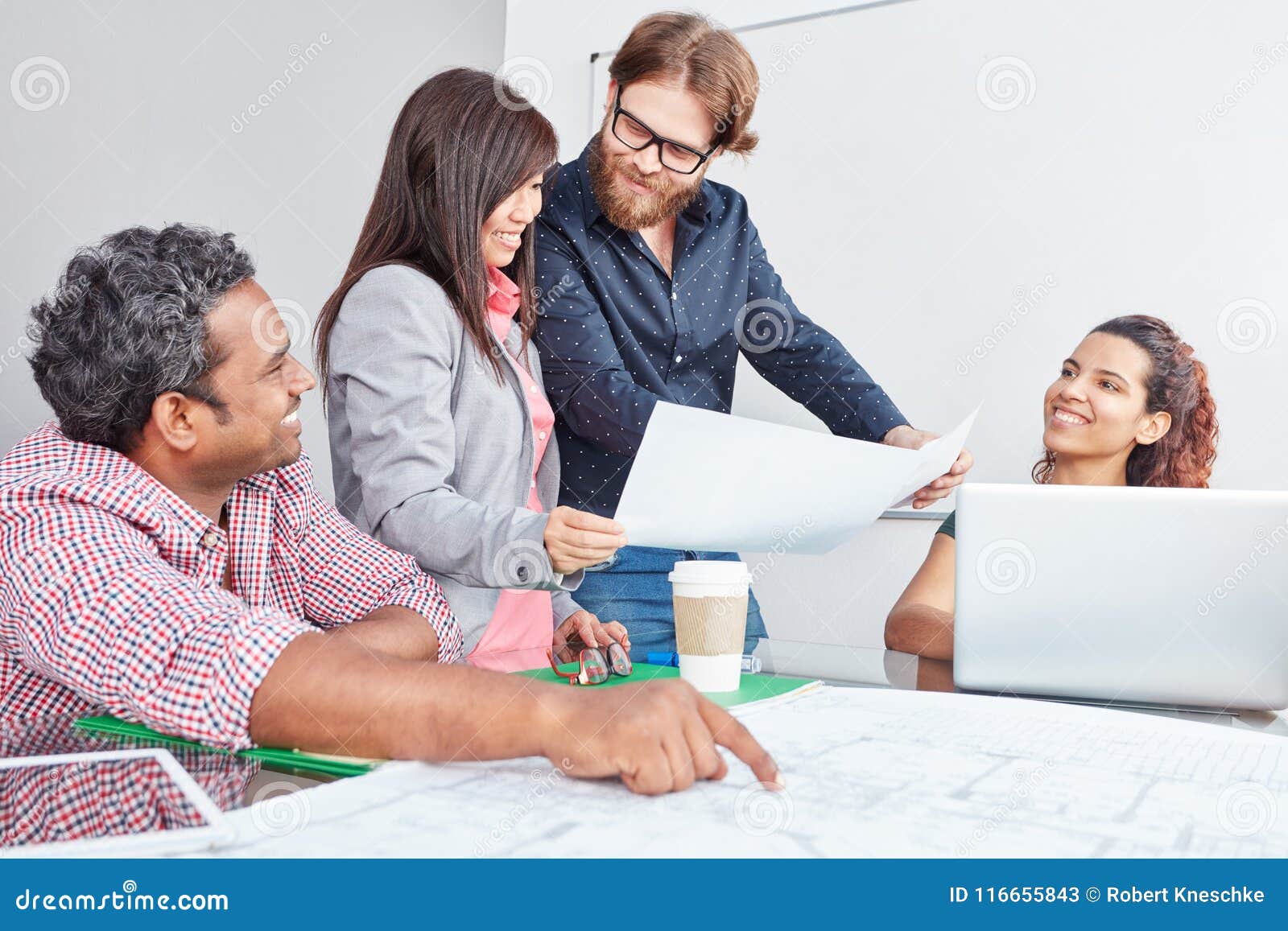 Team discuss project ideas stock image. Image of team - 116655843
