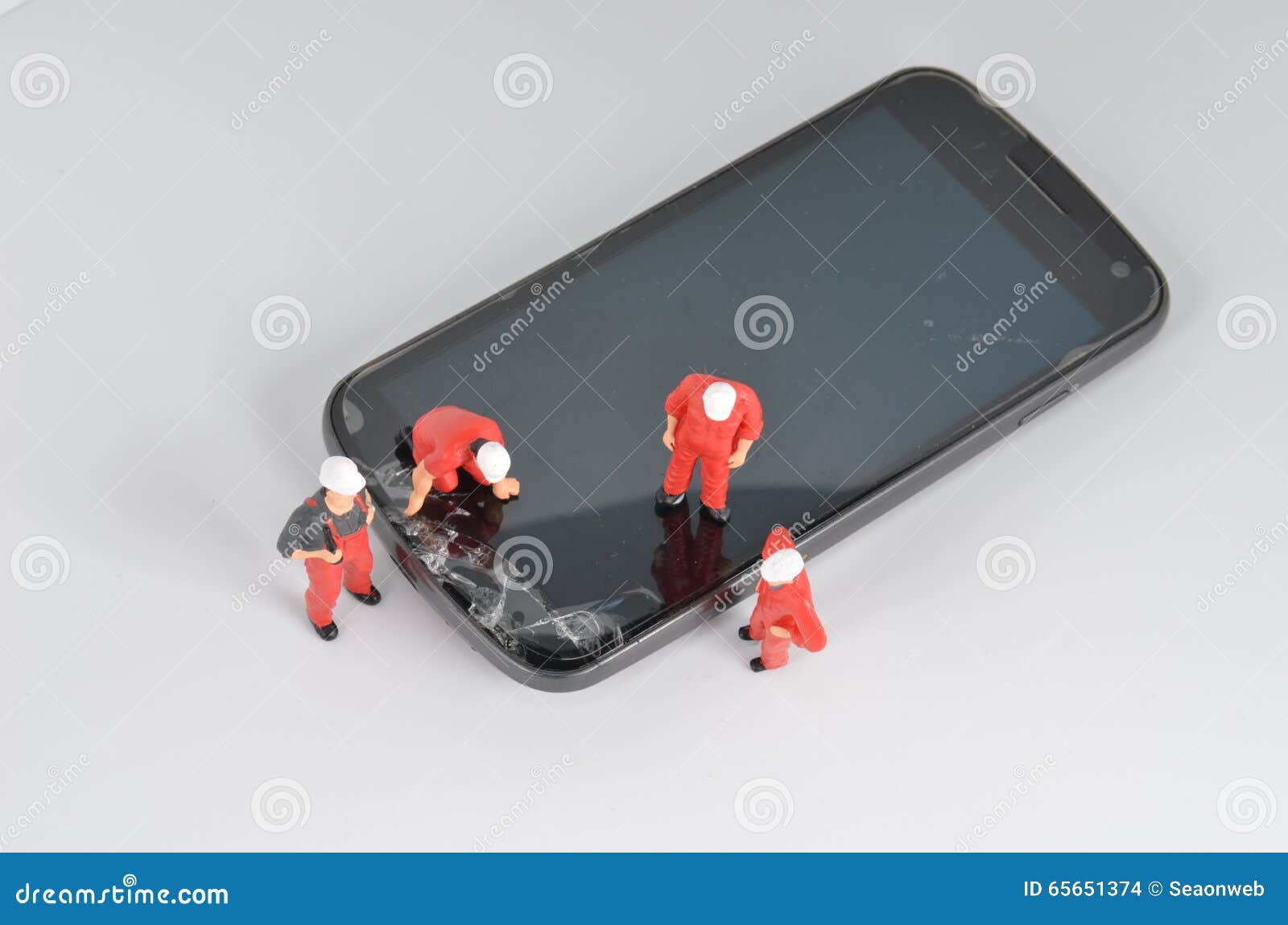 Team of Engineers Repairing Circuit Moble Phone Stock Photo - Image of ...