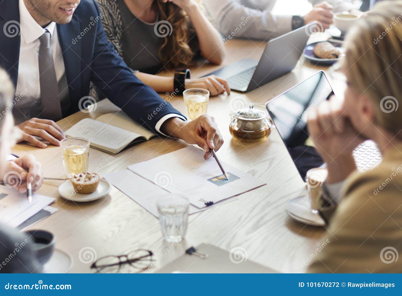 Team are Having a Discussion Stock Photo - Image of discussion ...