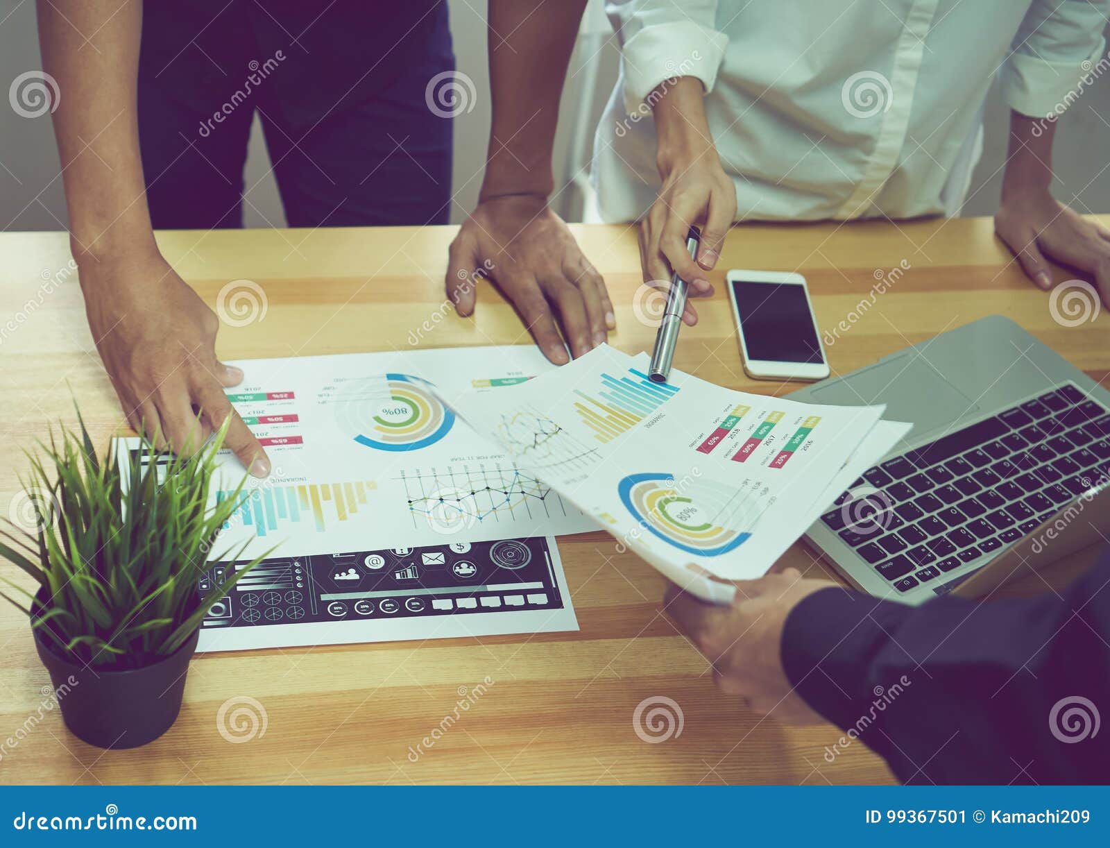 The Team That Helps Brainstorm Work. To Achieve The Goal, Concept ...