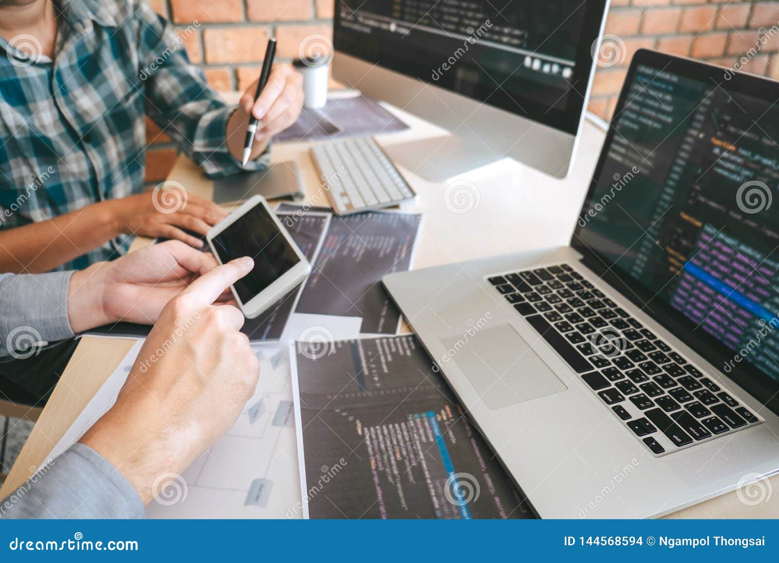 Team of Professional Developer Programmer Cooperation Meeting and ... Team of Professional Developer Programmer Cooperation Meeting and ...
