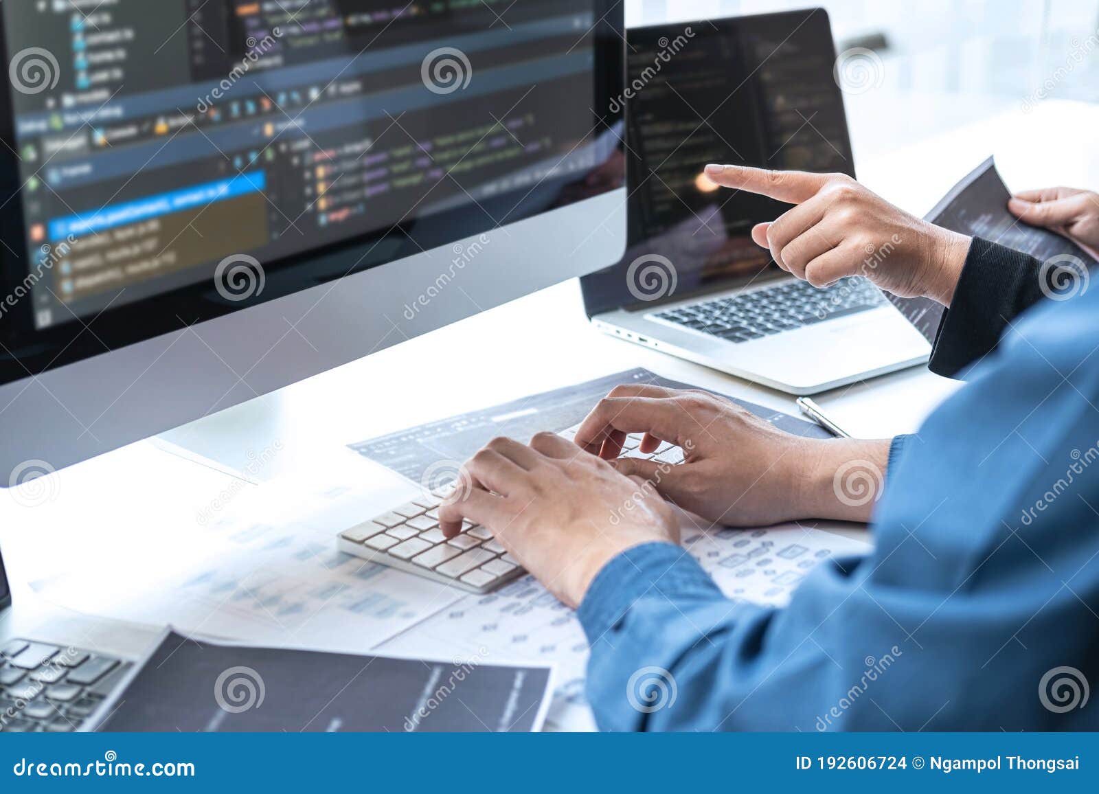 Team of Professional Developer Programmer Cooperation Meeting and ... Team of Professional Developer Programmer Cooperation Meeting and ...