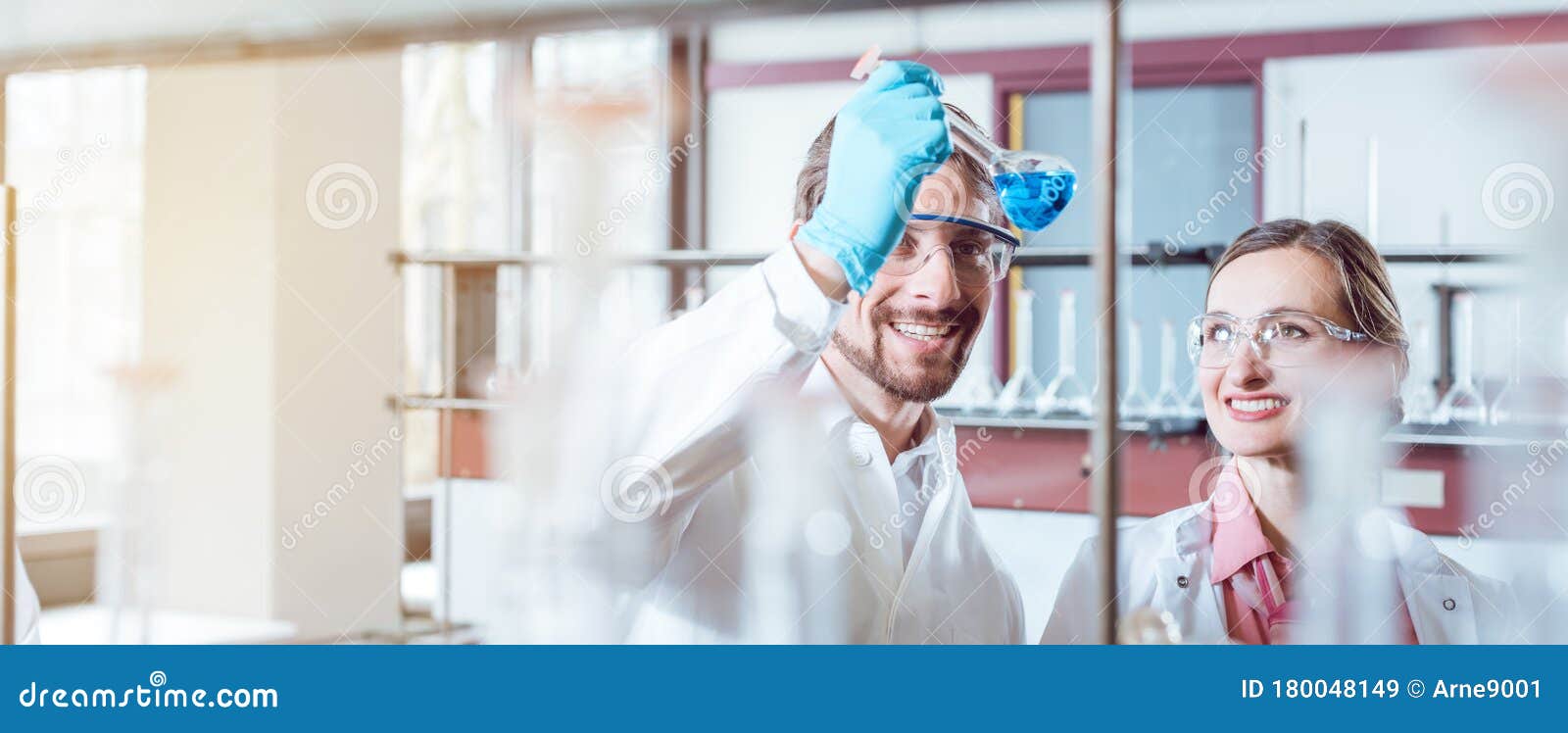 Team of Scientists during Experiment in the Lab Stock Image - Image of ...