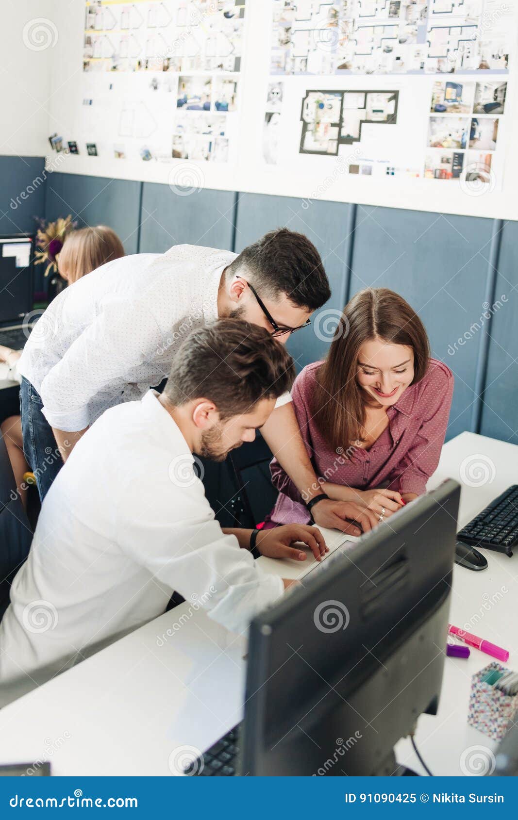 Team Van Architecten Die in Bureau Werken Stock Afbeelding - Image of ...