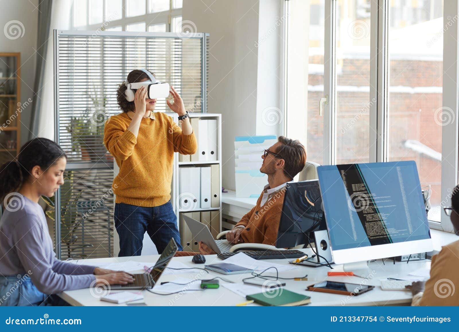 It Team Working on VR Project Stock Photo - Image of talking, developer ...