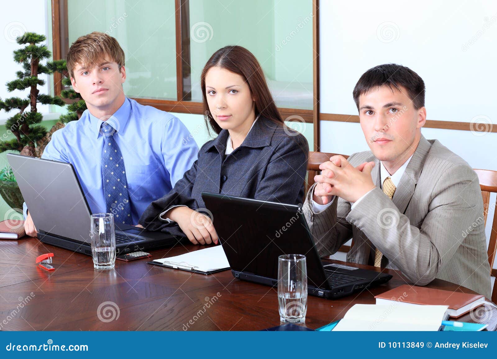 Teamwork Picture. Image: 10113849