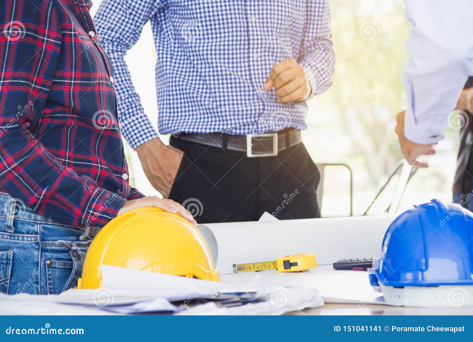 Teamwork of Builder Discussion for Corporate. Stock Image - Image of ...