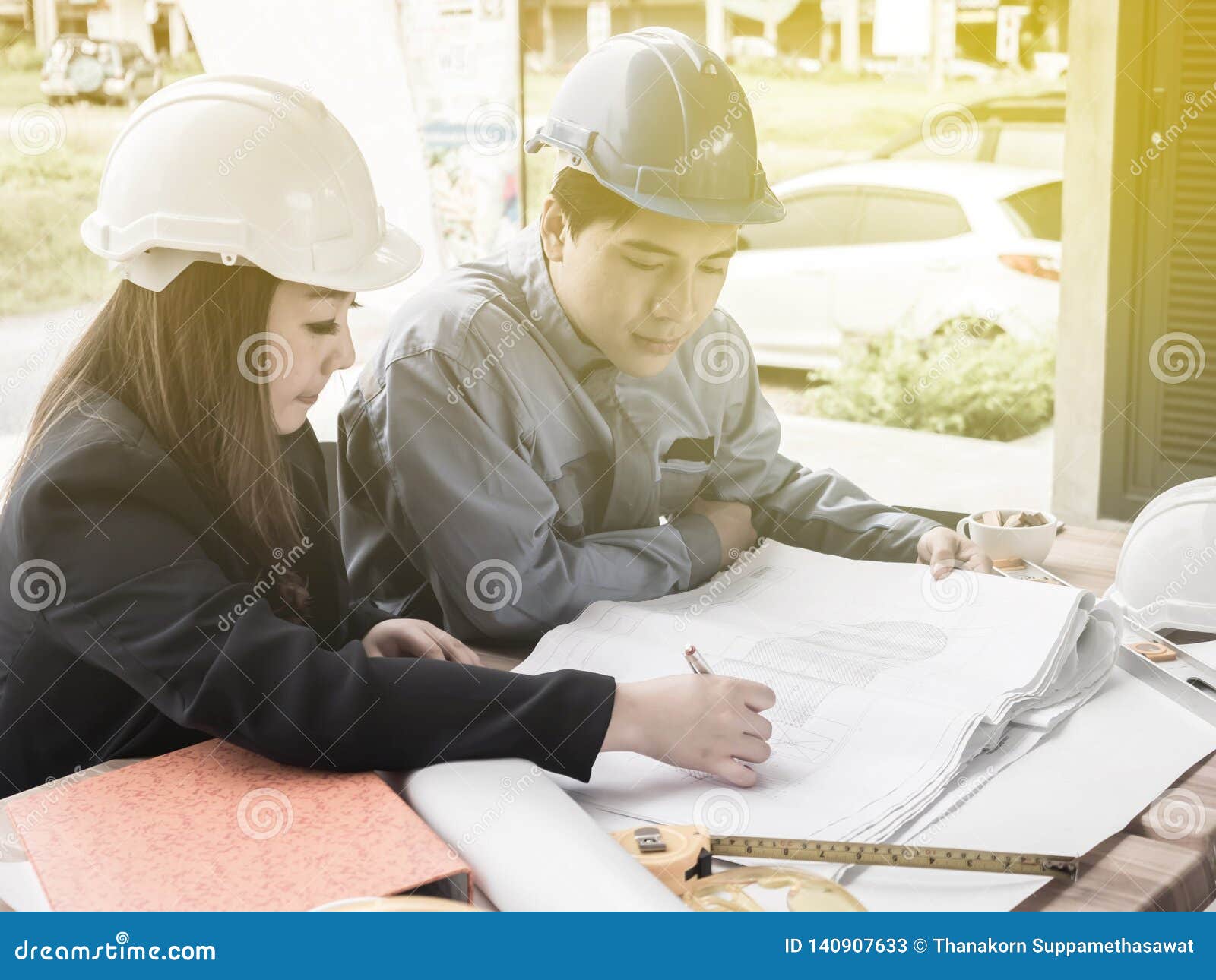 Teamwork Concept, Engineer and Workers Discussing Project of New ...