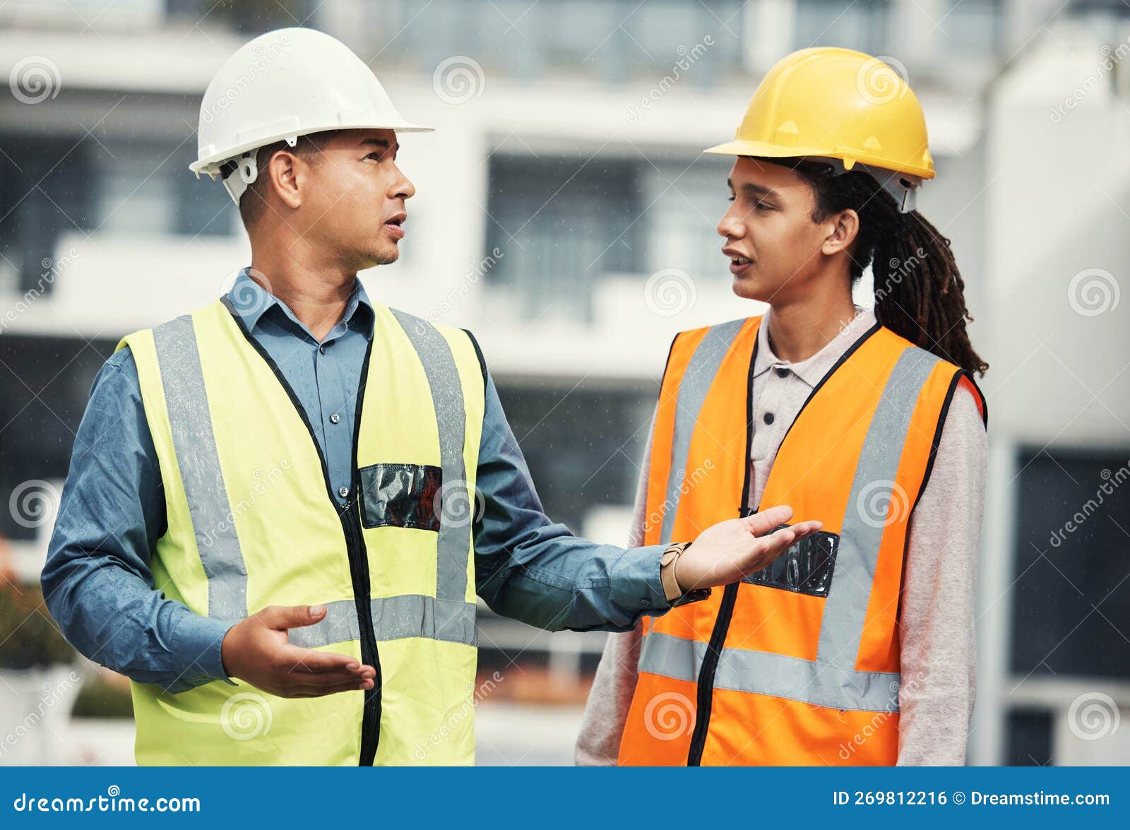 Teamwork, Engineering and Planning with People on Construction Site for ...