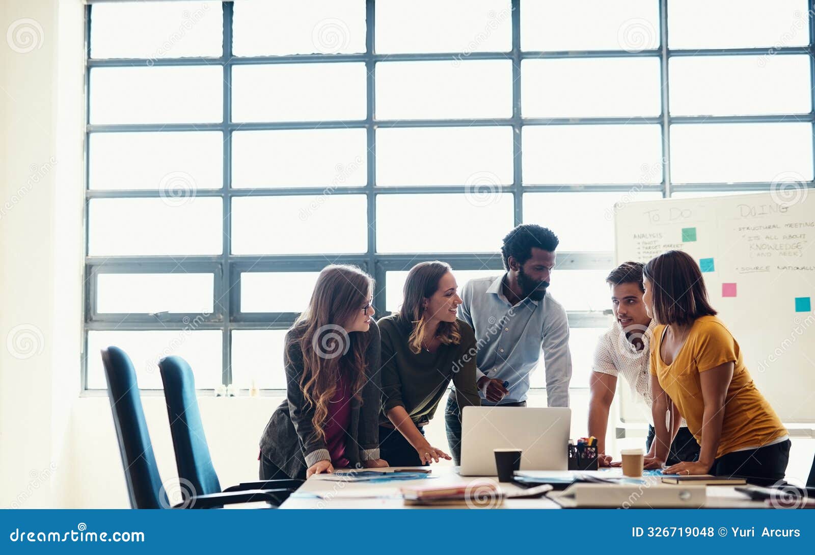 Teamwork, Group and Discussion in Office for Business, Project and ...